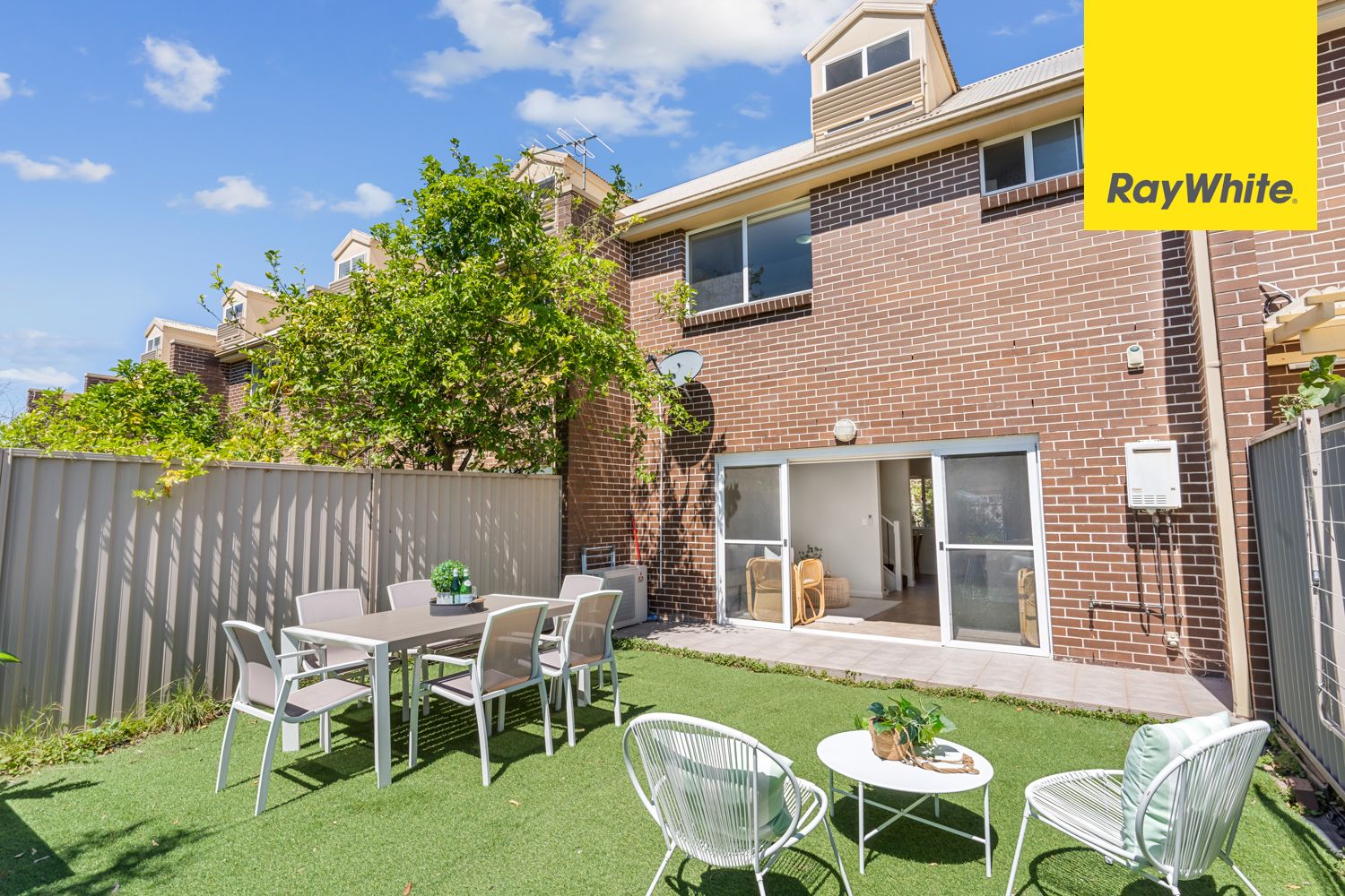 2/414-420 Victoria Road, Rydalmere, NSW 2116 - Sold Townhouse - Ray ...