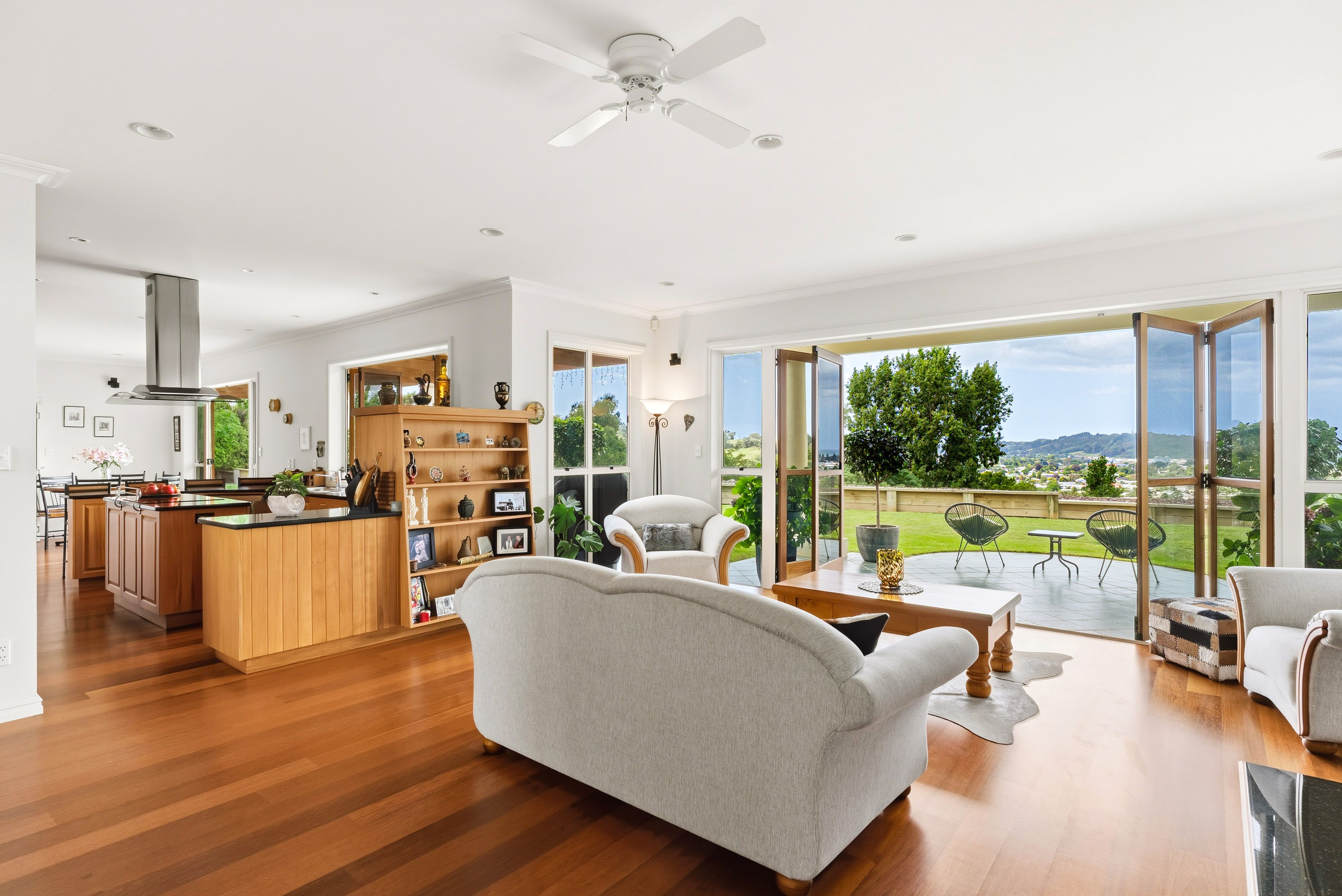 49 Hillview Terrace, Mangapapa, Gisborne District 4010 - House for Sale ...