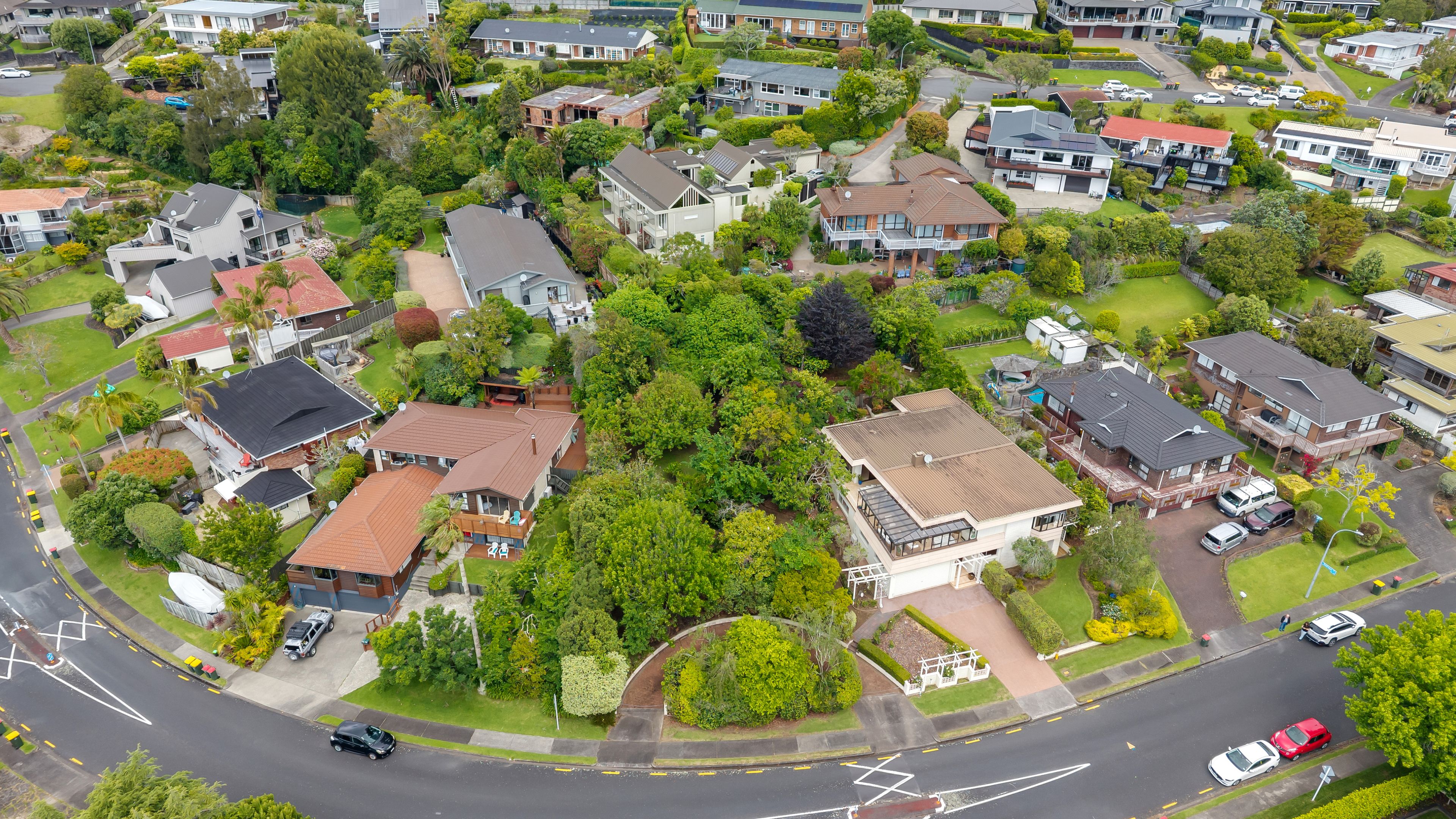 33 Castleton Drive, Mellons Bay, Manukau City 2014 - Sold Section - Ray ...