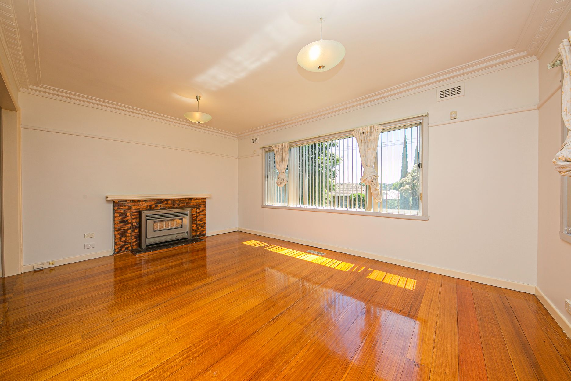 6 Gardenia Road, Balwyn North, VIC 3104 - Leased House - Ray White Burwood