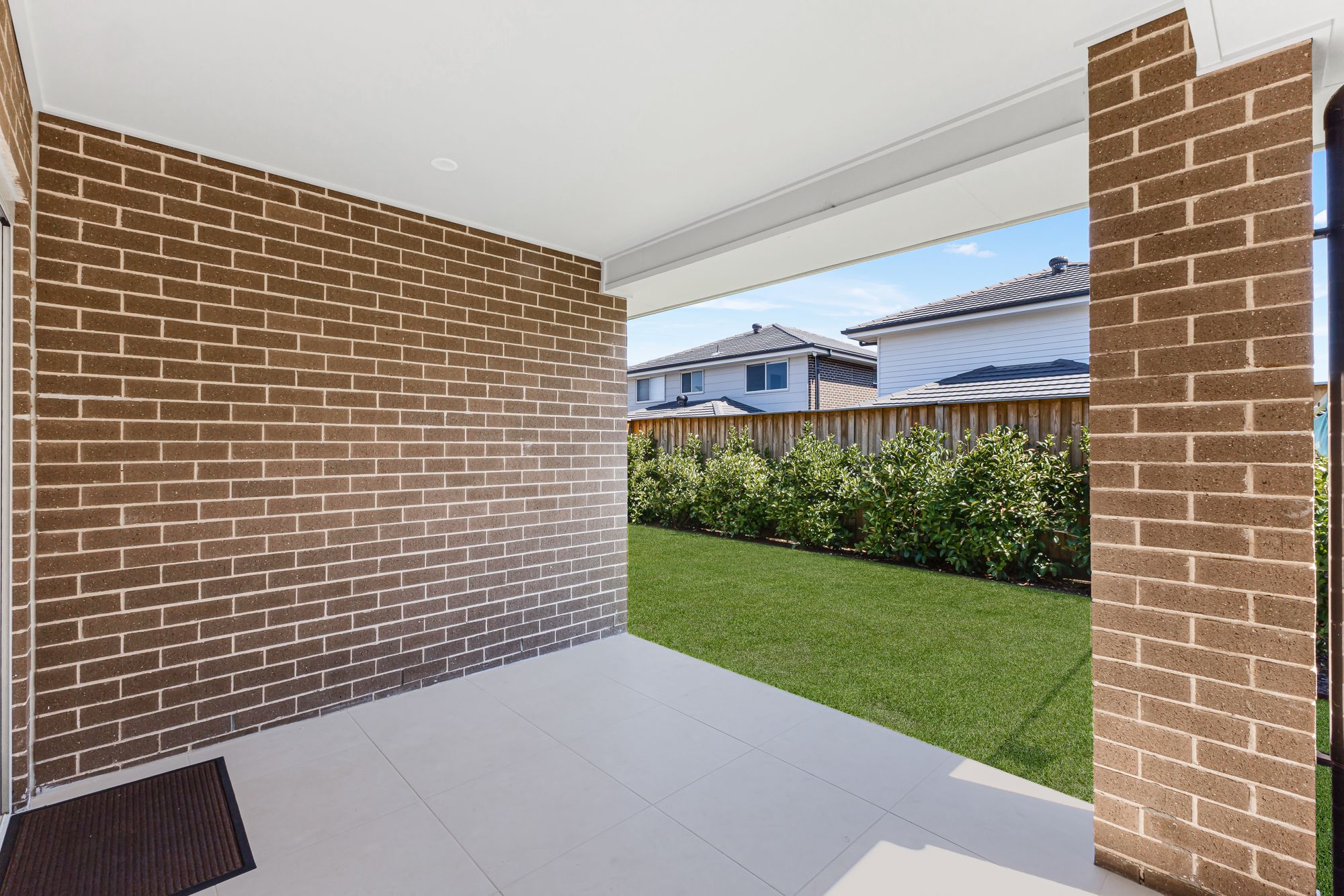 33 Chadwick Drive (Gables), Box Hill, NSW 2765 - House for Sale - Ray ...