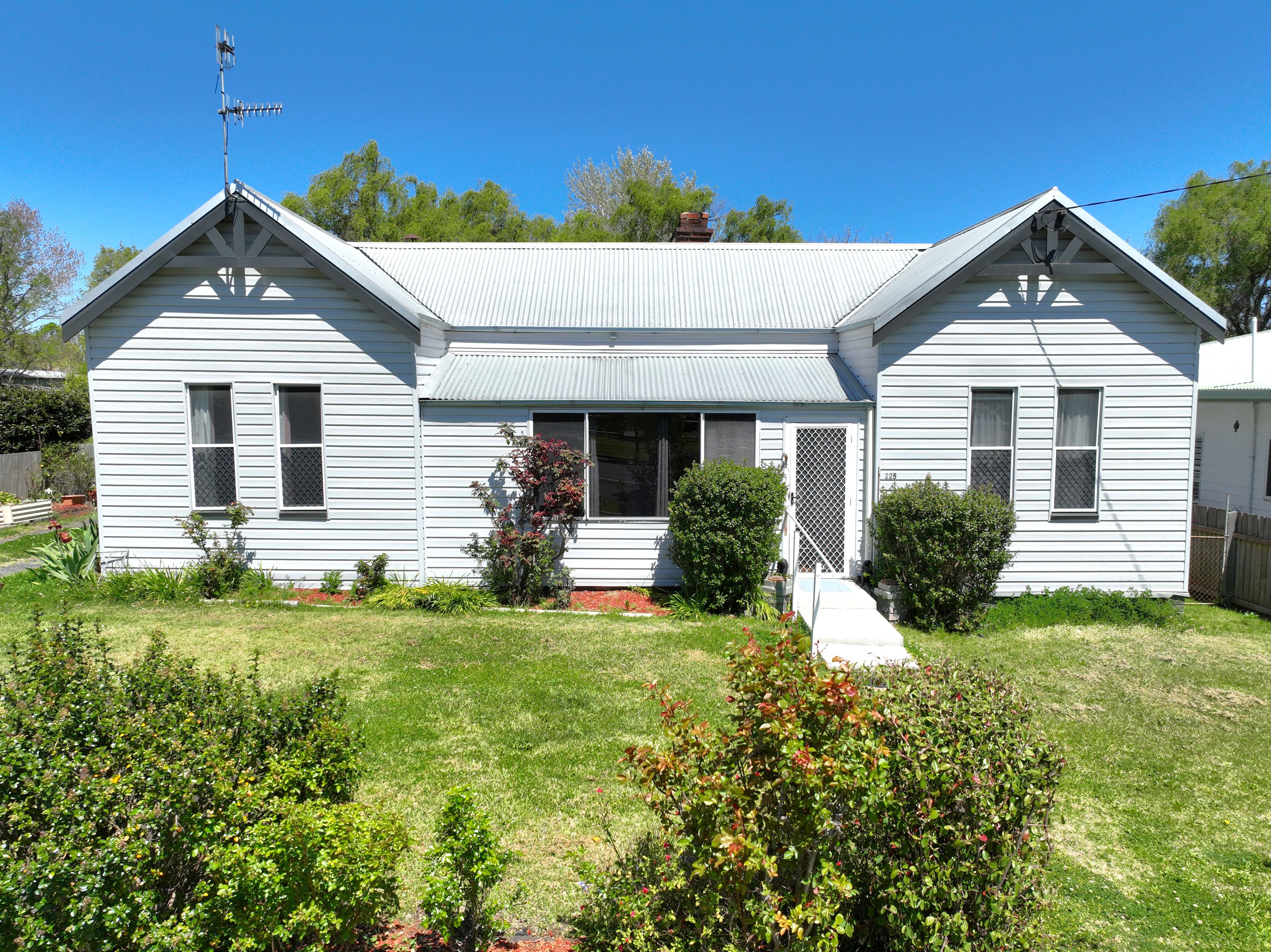 Ray White Glen Innes