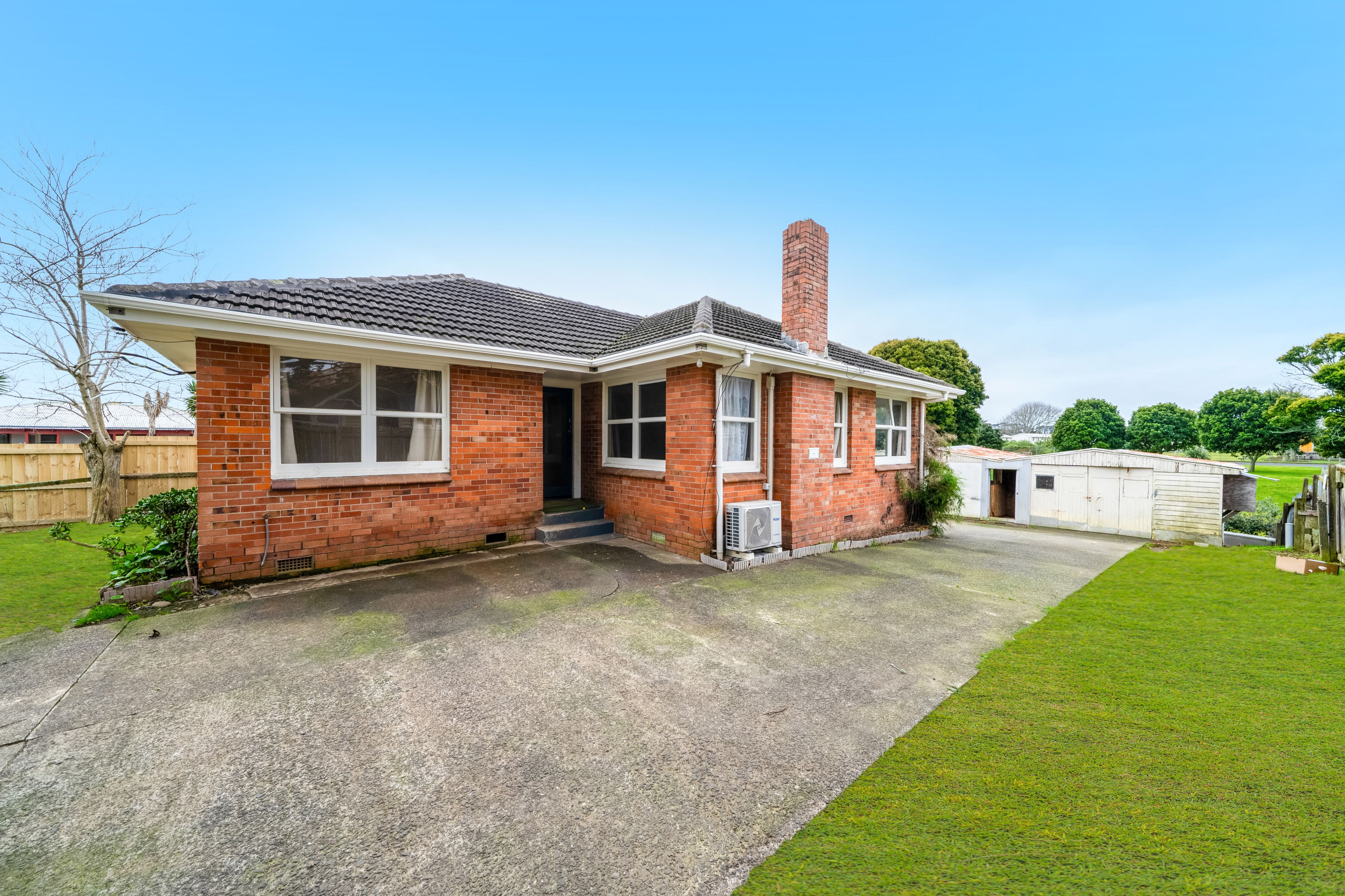 15 Julian Place, Otara, Manukau City 2023 - Sold House - Ray White ...