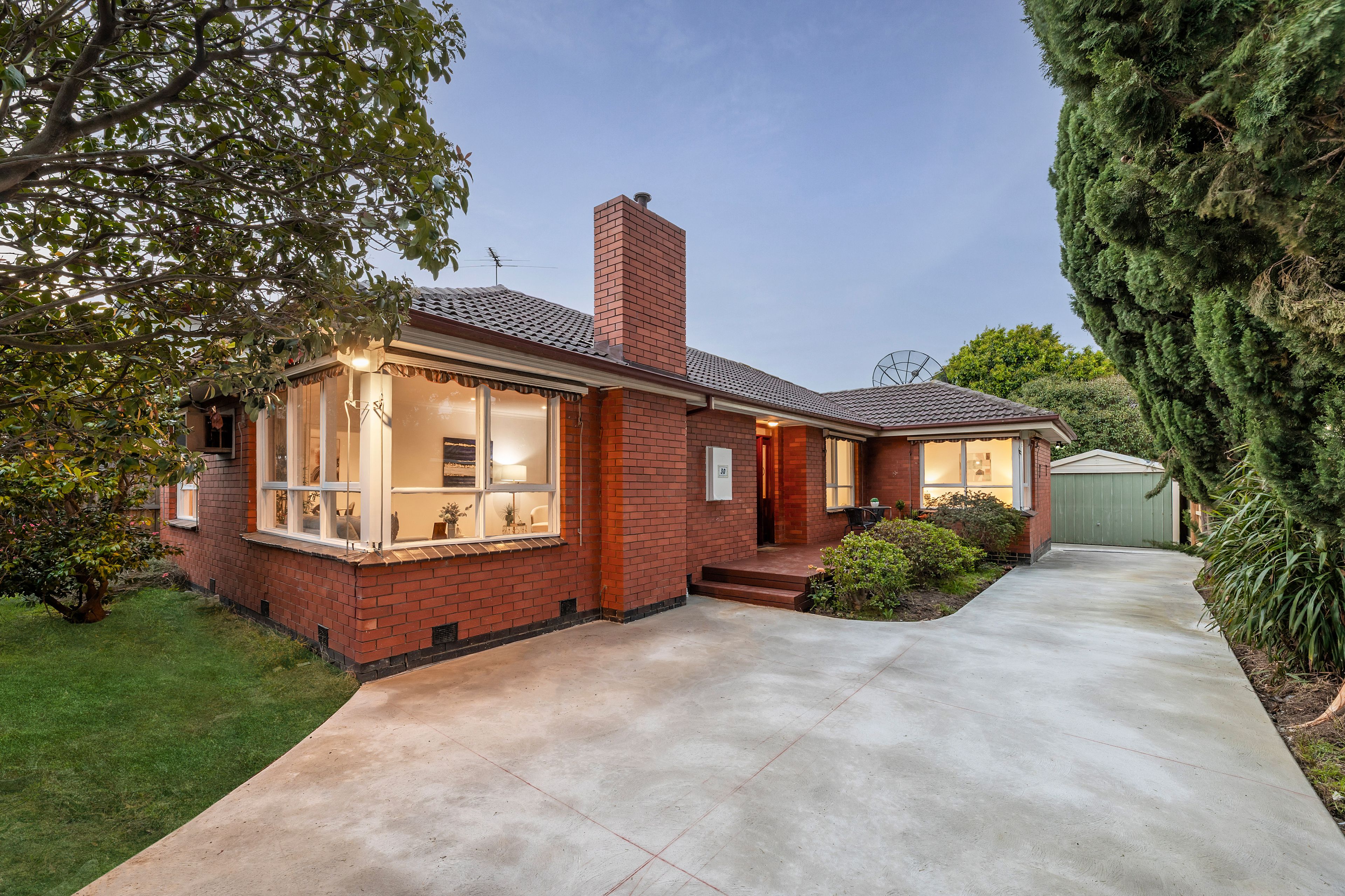 30 Gareth Drive, Burwood East, VIC 3151 - Sold House - Ray White Burwood