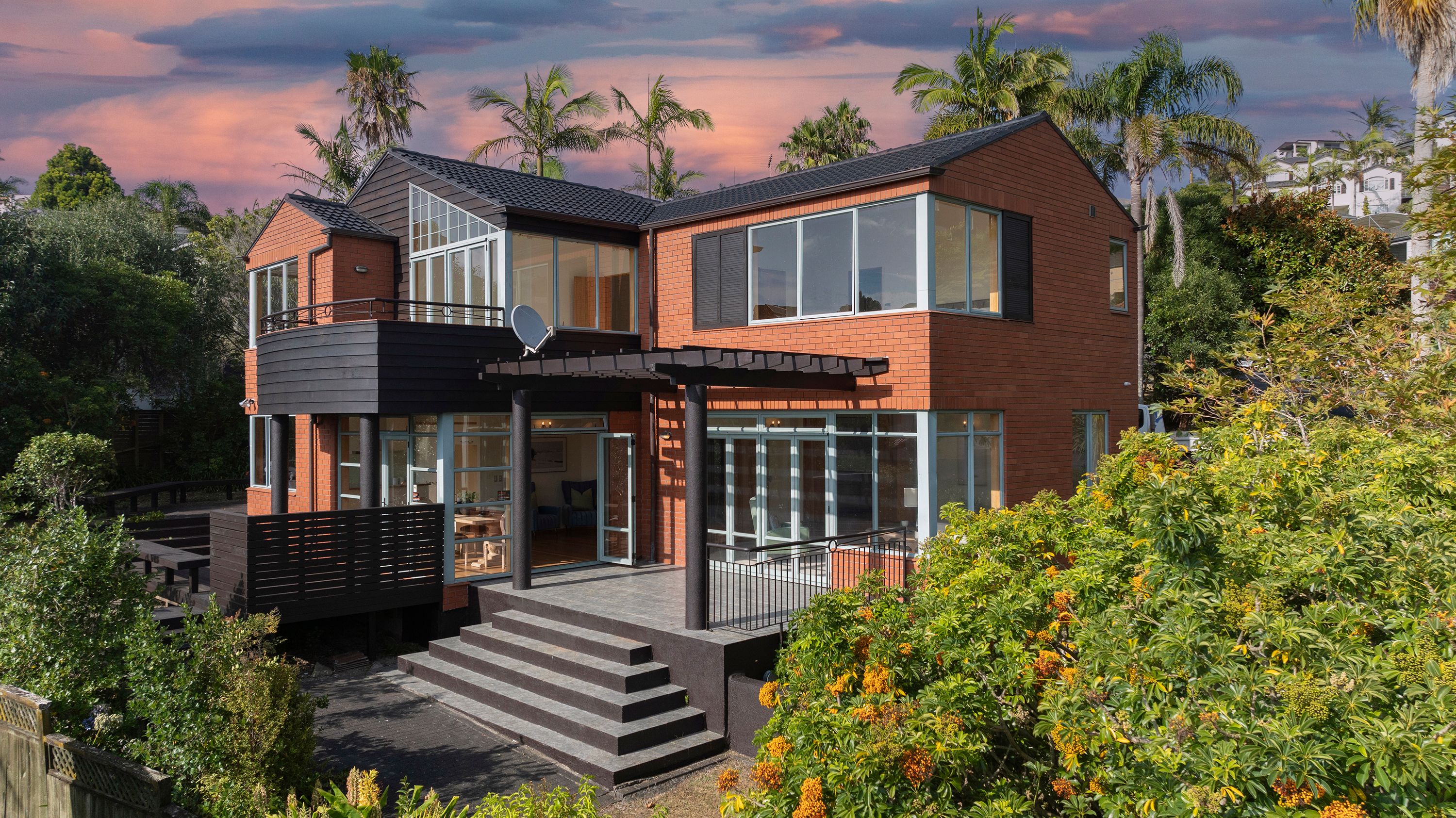 42 Penguin Drive, Murrays Bay, North Shore City 0630 - Sold House - Ray ...
