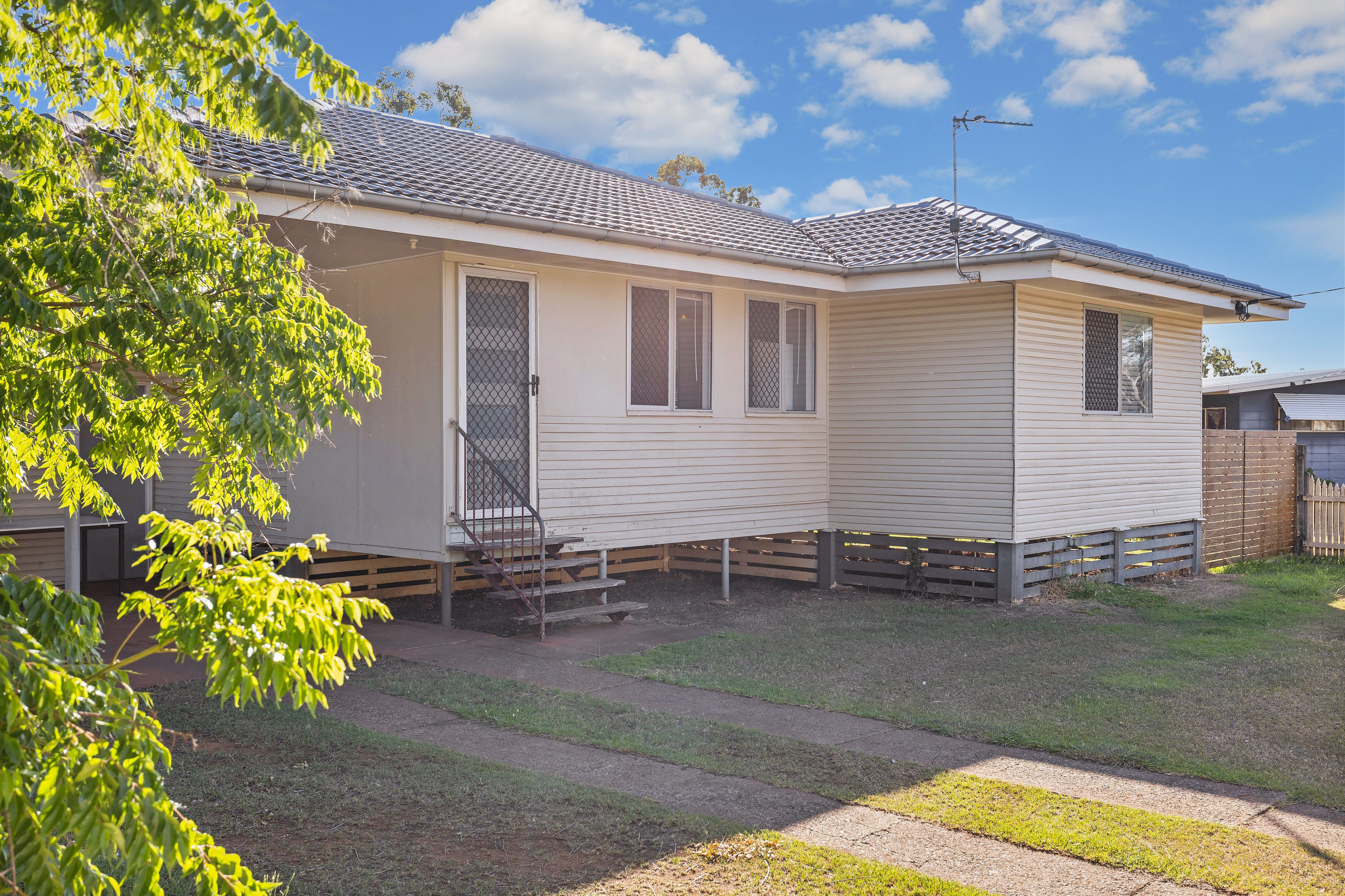 37 Milligan Street, Oakey, QLD 4401 - Sold House - Ray White Rural Oakey