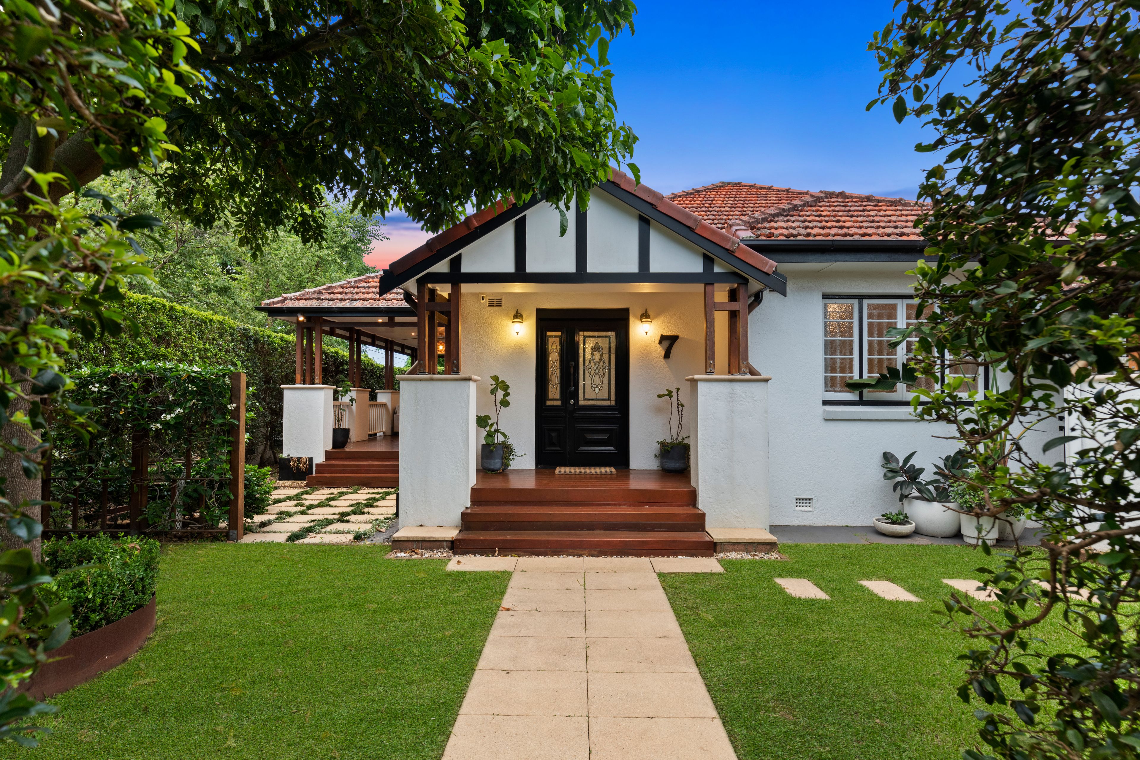 7 Nellie Street, Clayfield, QLD 4011 - Sold House - Ray White Kim Olsen ...