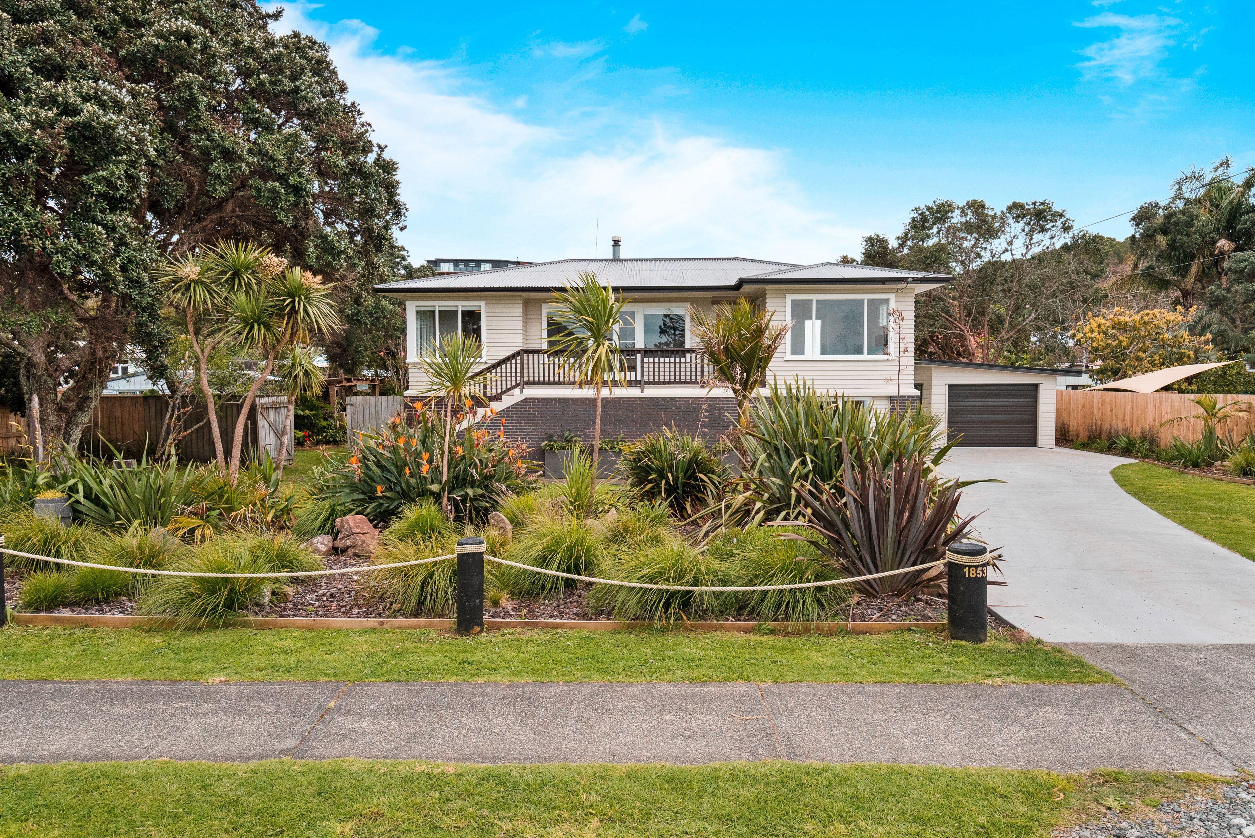 1853 Ngunguru Road, Ngunguru, Whangarei District 0154 - Sold House ...