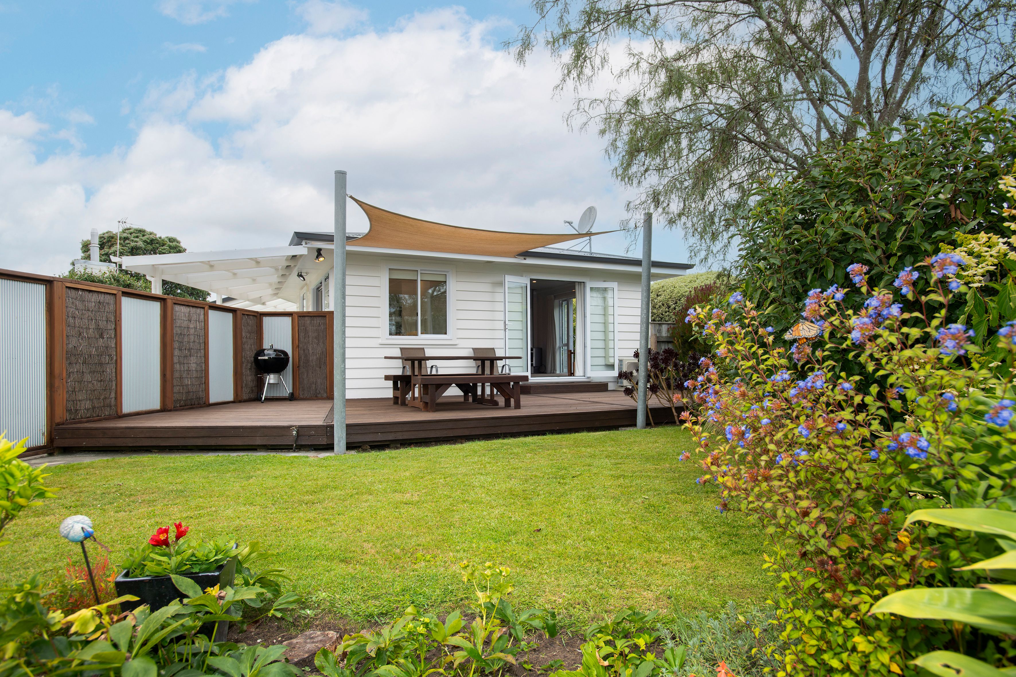 1057 Aberdeen Road, Te Hapara, Gisborne District 4010 - Sold House ...