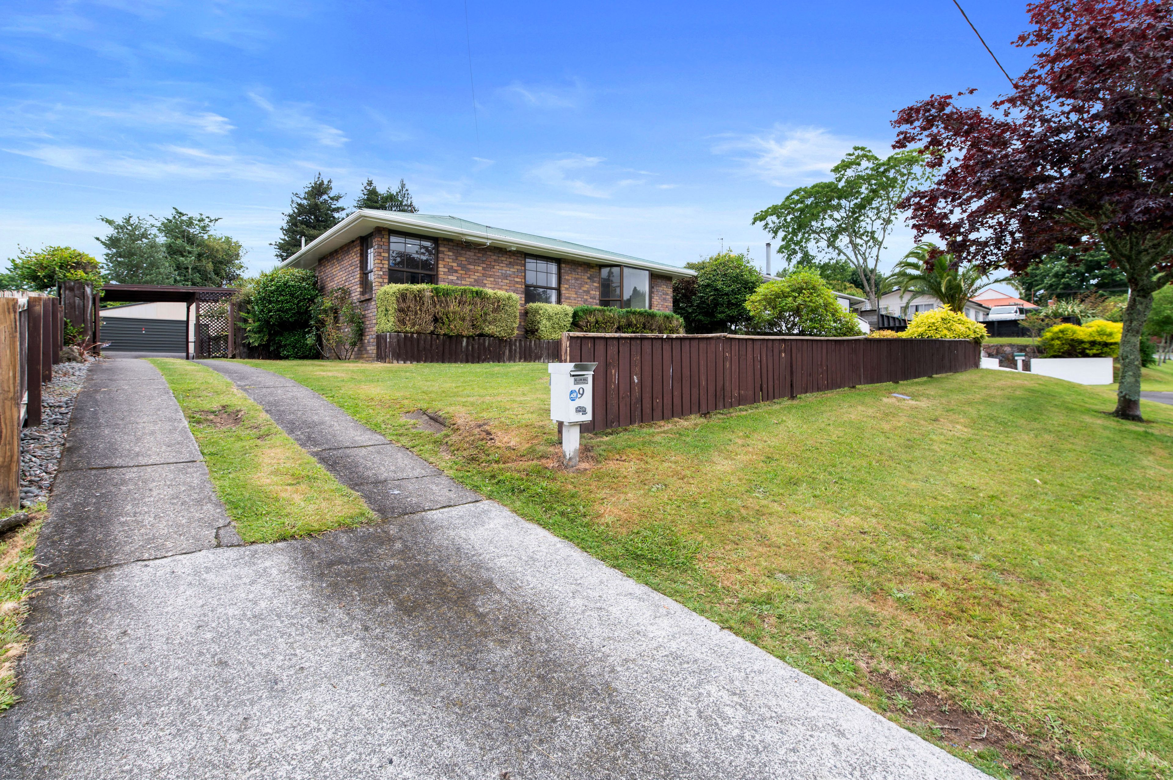 9 Nikau Street, Springfield, Rotorua District 3015 - Sold House - Ray ...