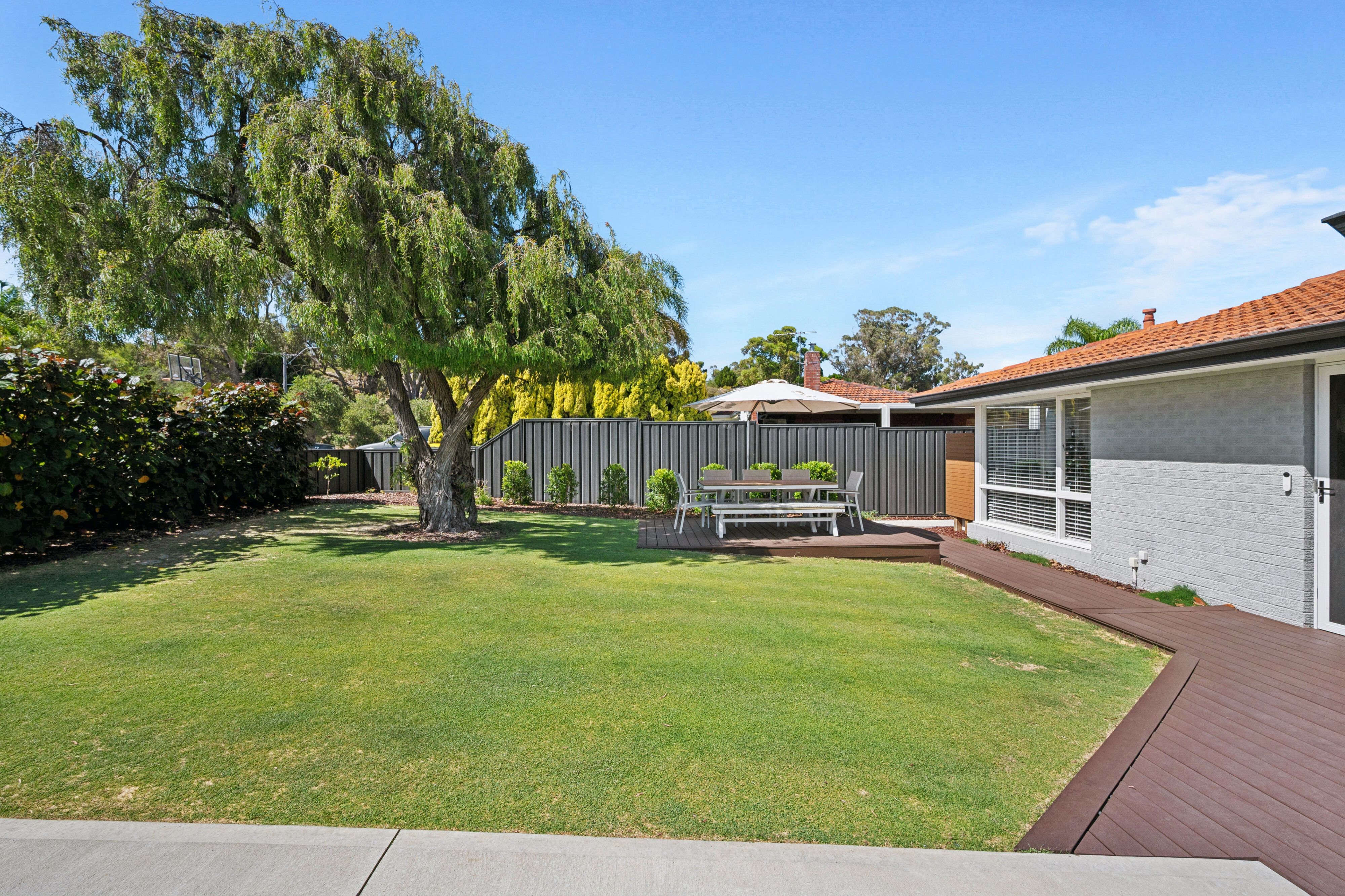 20B Delcomyn Place, Craigie, WA 6025 - House for Rent - Ray White ...