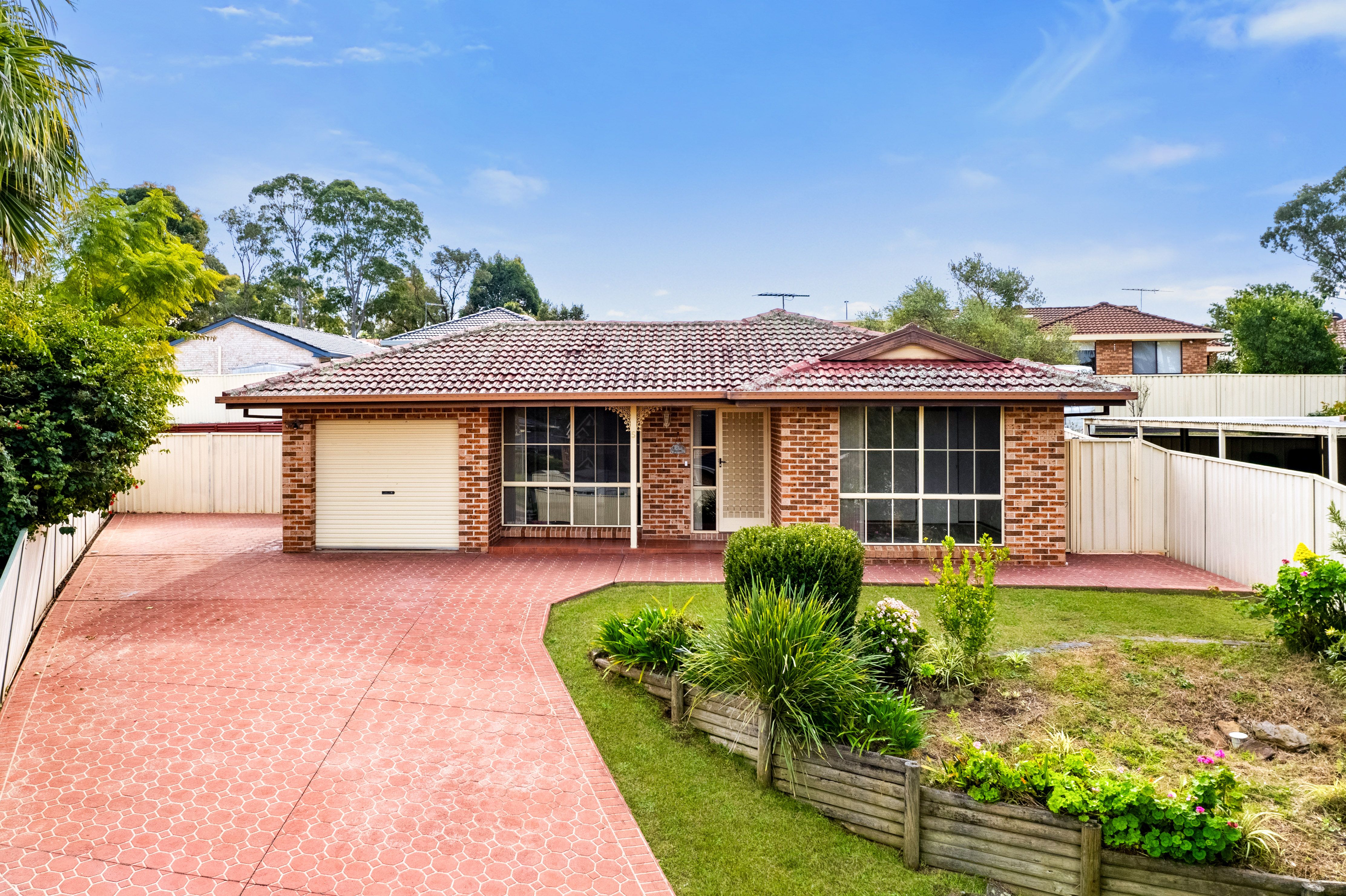 5 Stuka Close, Raby, NSW 2566 - Sold House - Ray White Macarthur Group