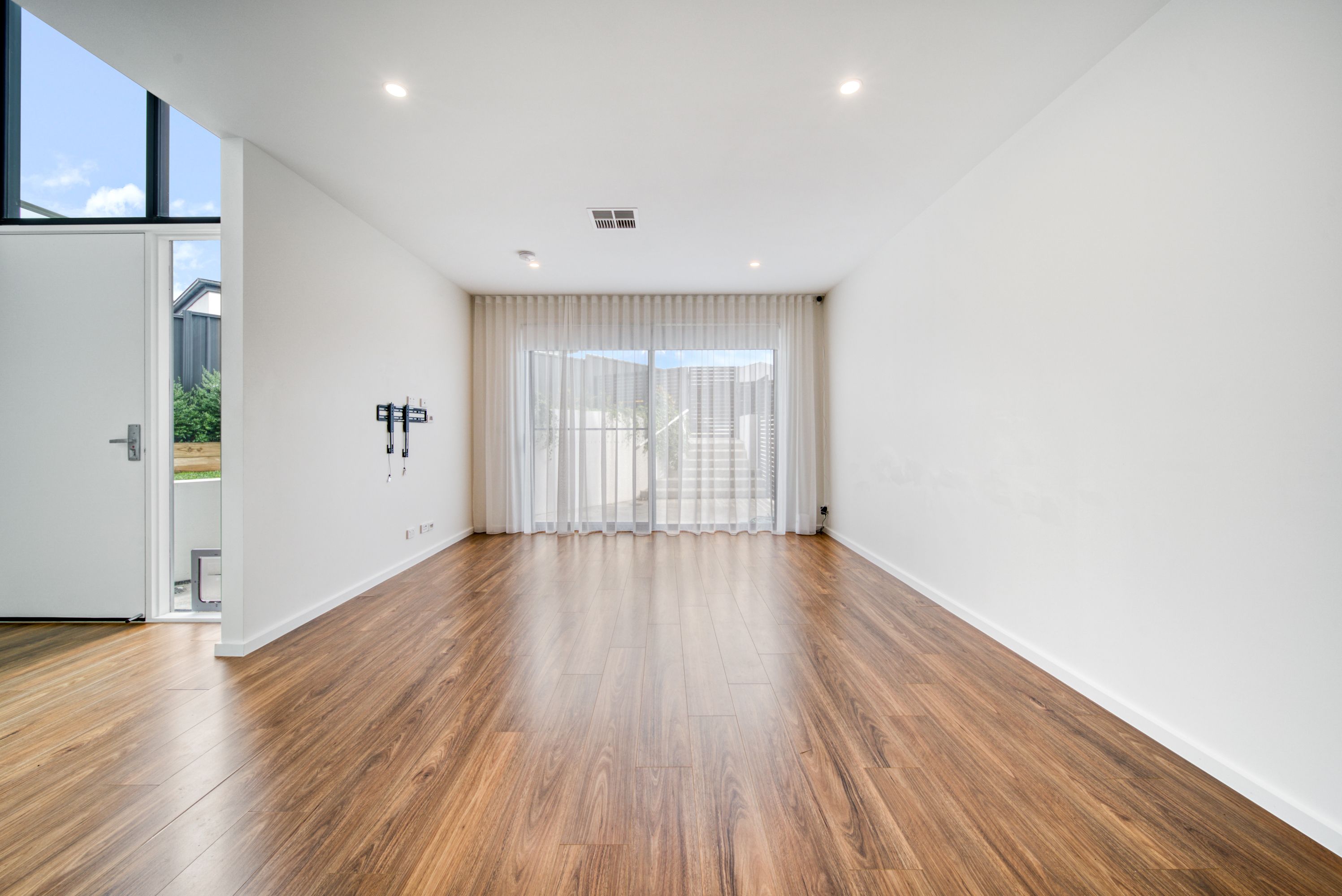 2/13 Anthoness Street, TAYLOR, ACT 2913 - Leased Townhouse - Ray White ...