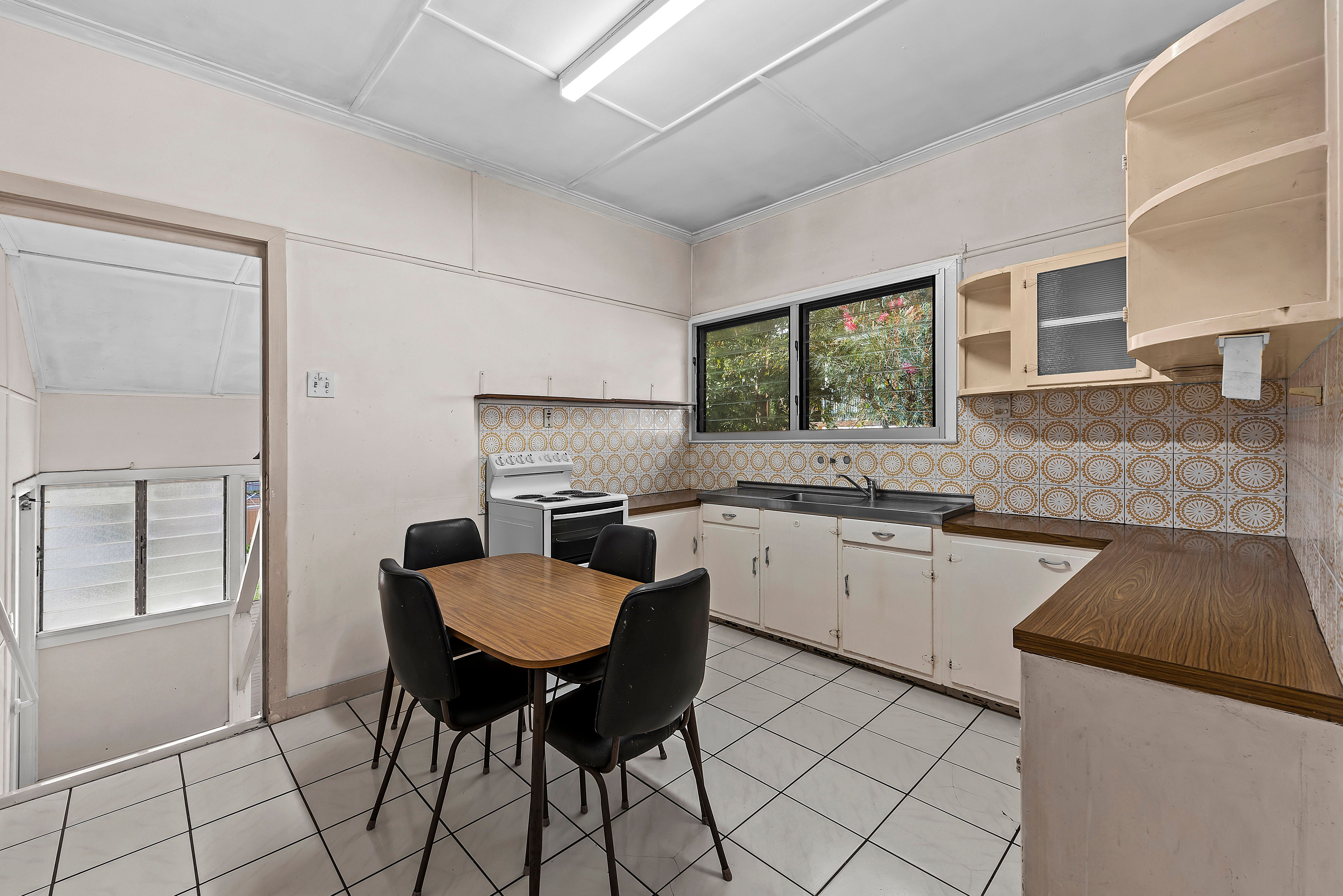 32 Bayford Street, Oxley, QLD 4075 - Sold House - Ray White Sherwood ...