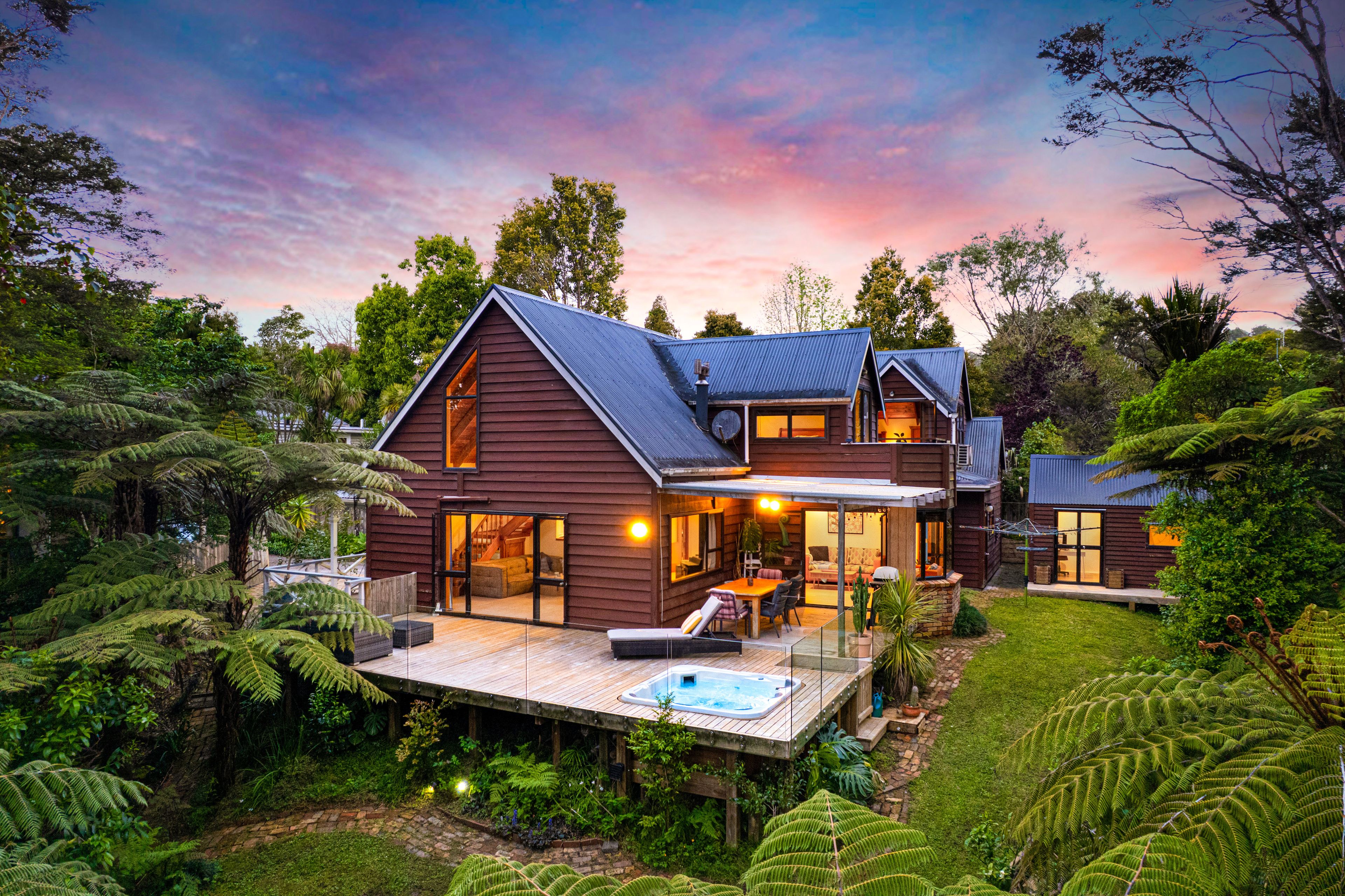 139 Atkinson Road, Titirangi, Waitakere City 0604 - Sold House - Ray ...