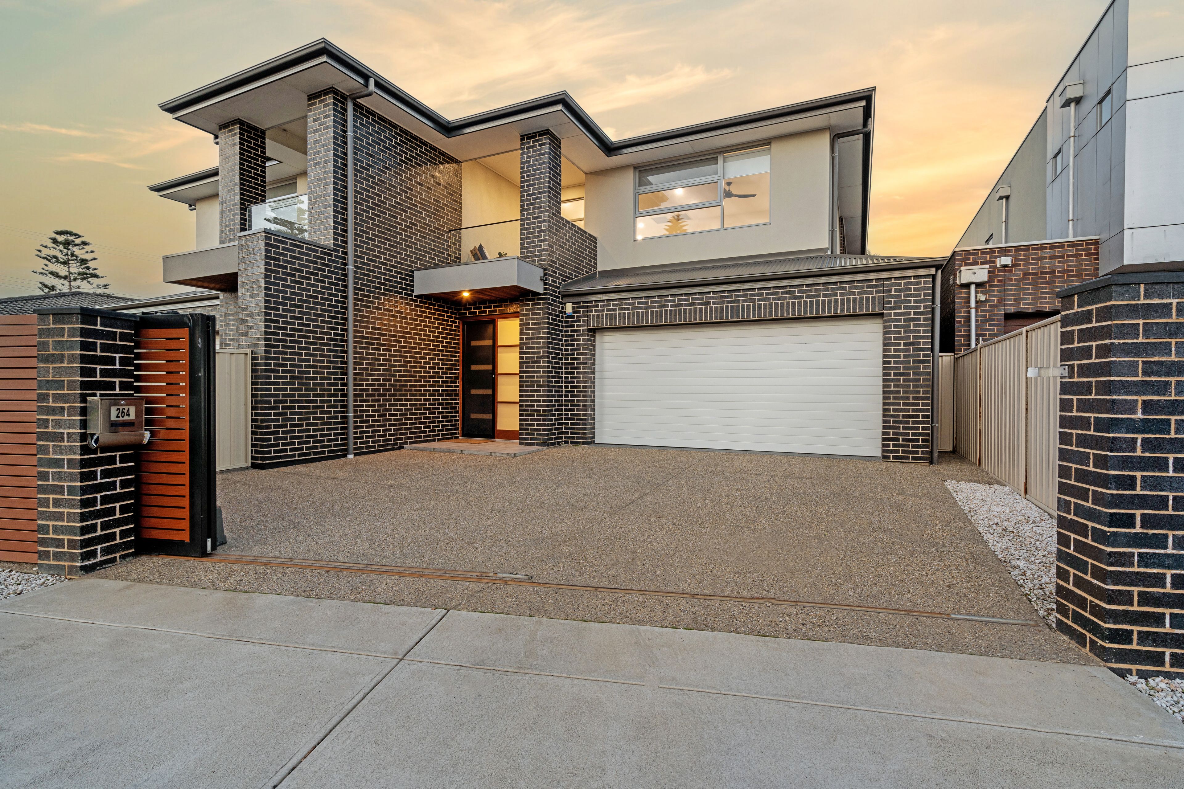 264 Military Road, West Lakes Shore, SA 5020 - Sold House - Ray White ...