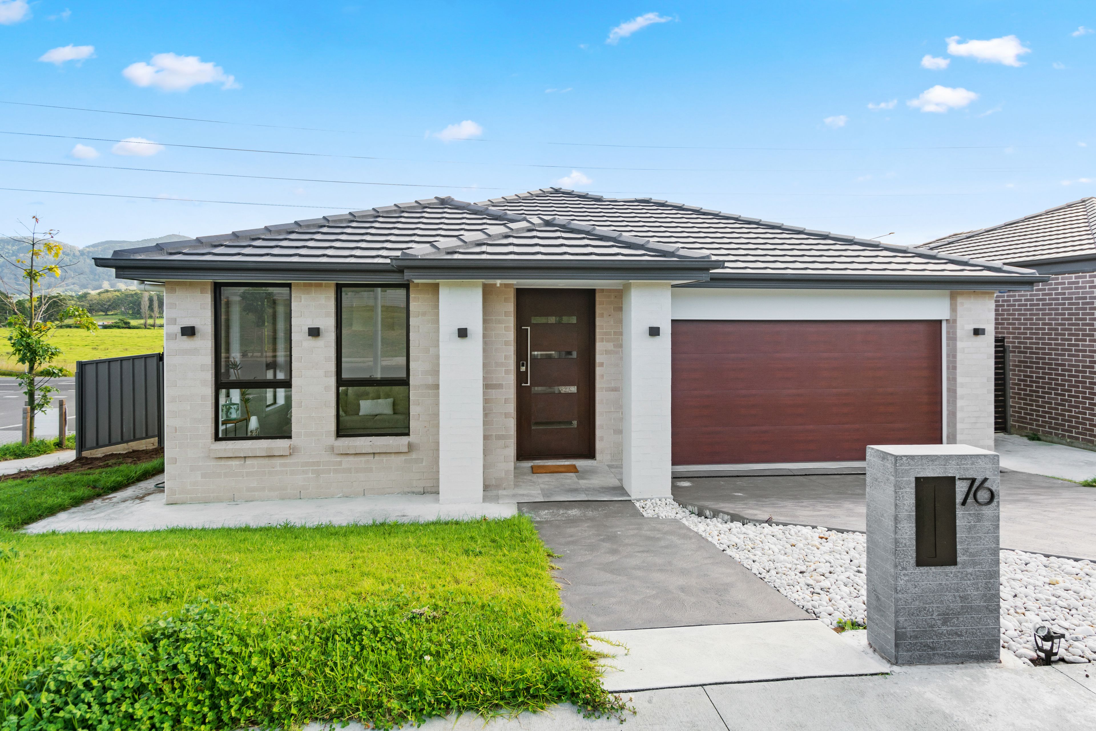 76 Pastureland Street, STREAM HILL, NSW 2526 - Leased House - Ray White ...