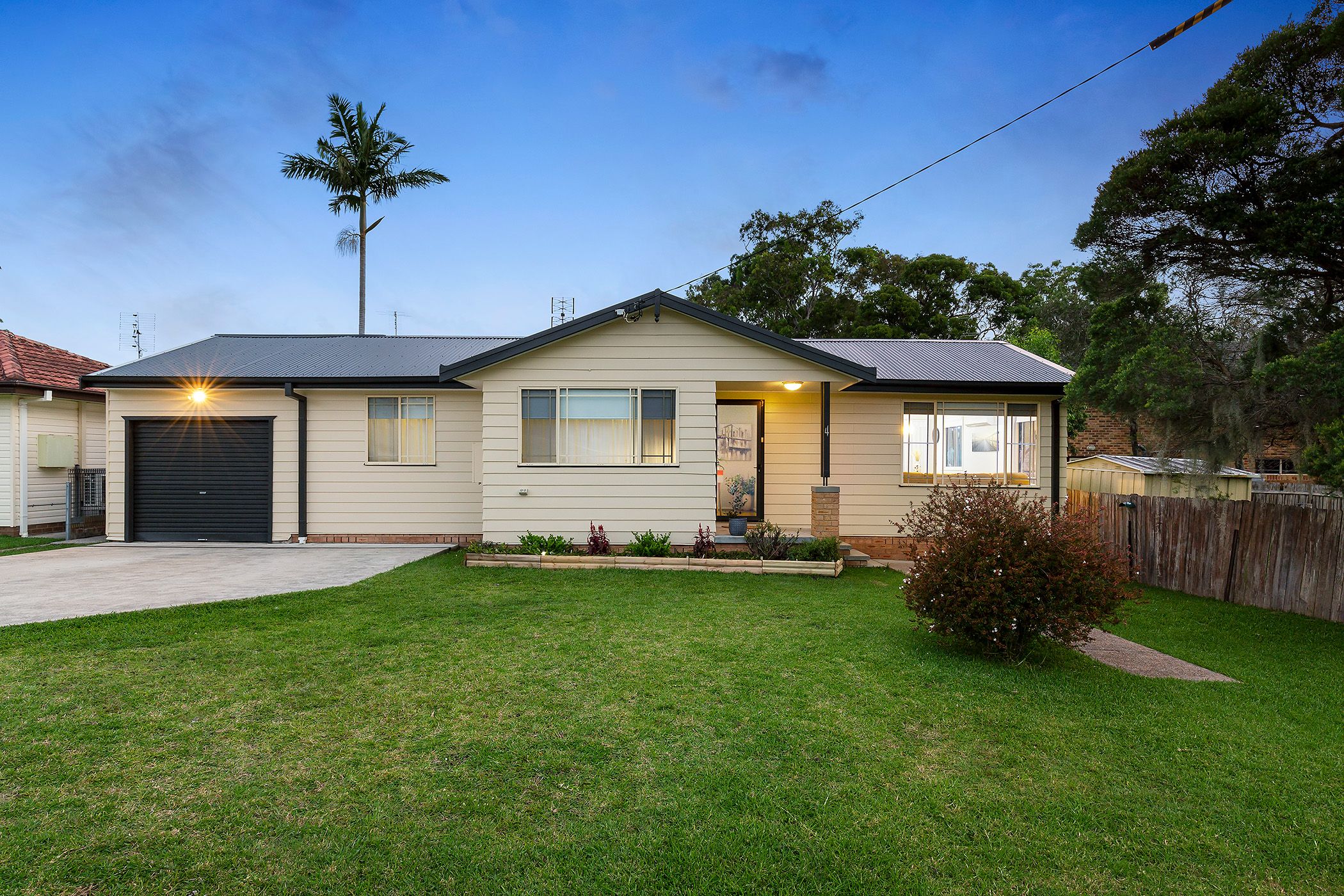 4 Alkrington Avenue, Fishing Point, NSW 2283 - Leased House - Ray White ...