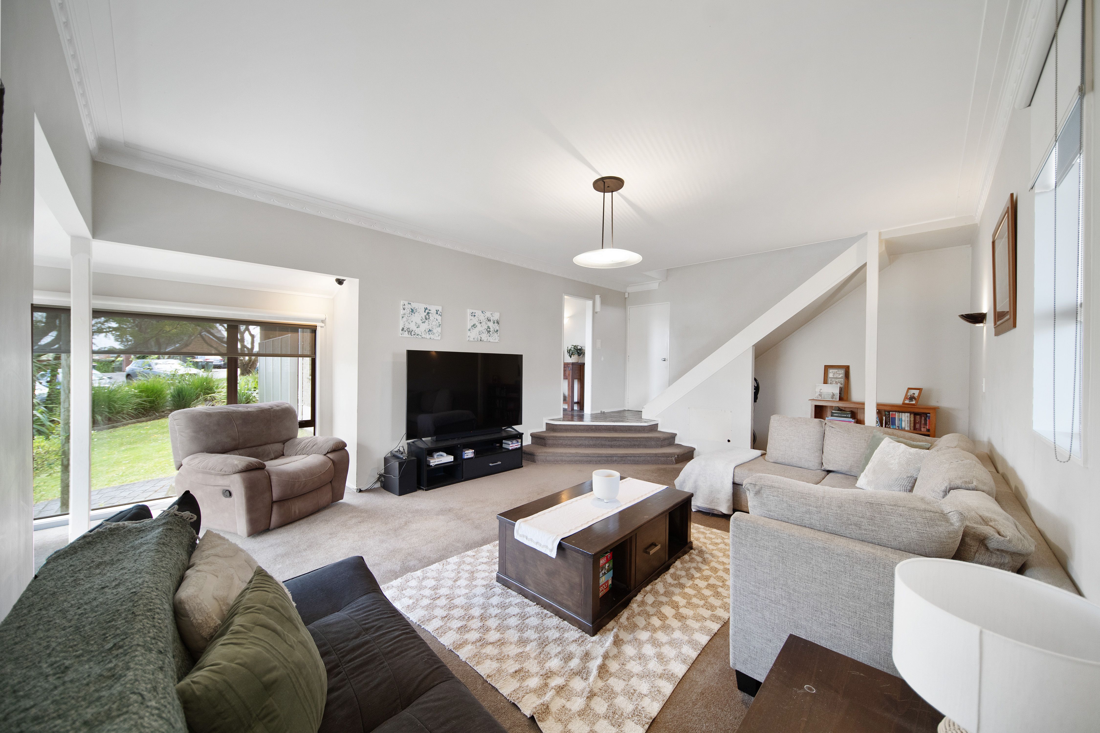 3 Neralee Court, Conifer Grove, Manukau City 2105 - Sold House ...