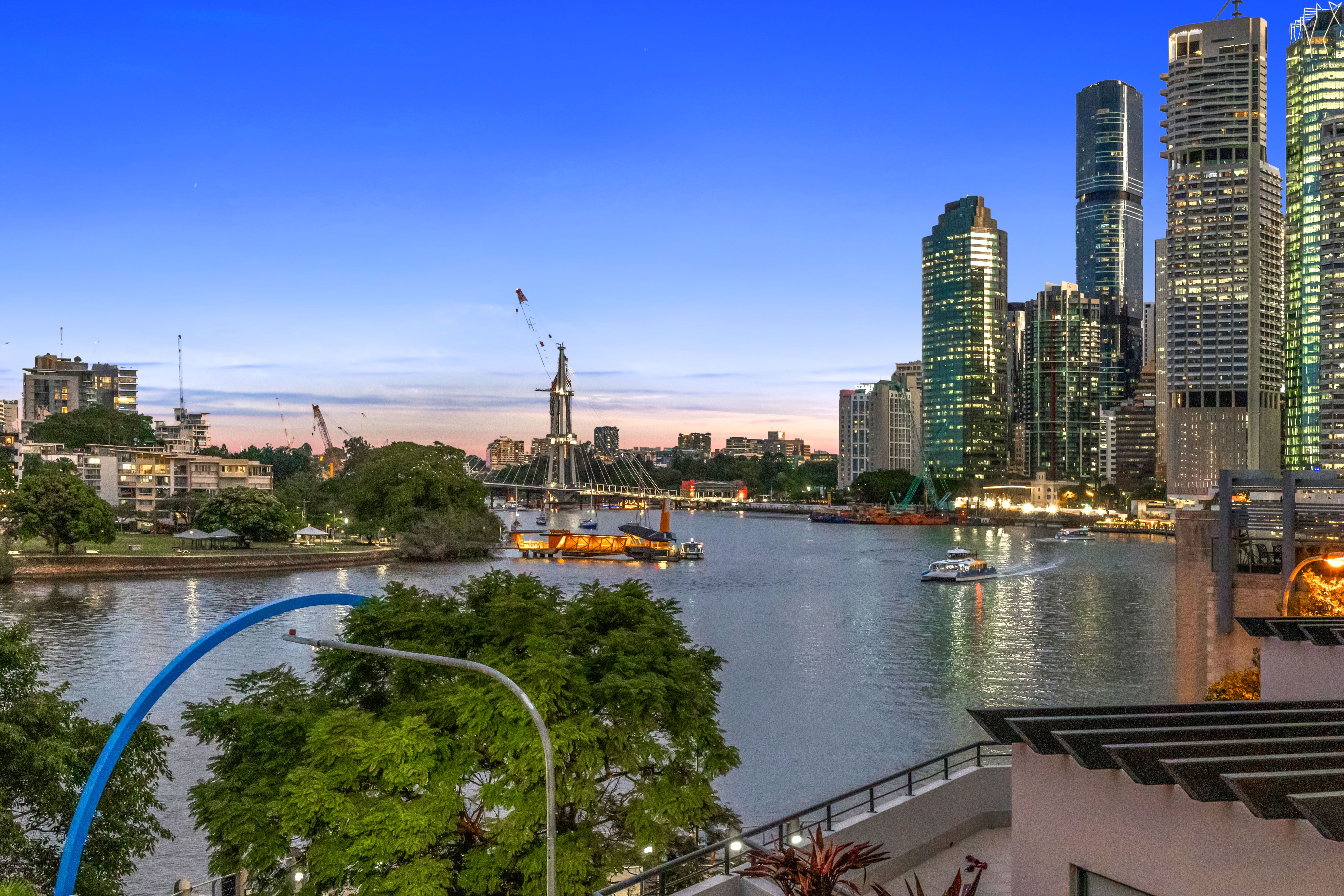 19/7 Boundary Street, Brisbane City, QLD 4000 - Sold Unit - Ray White Ascot
