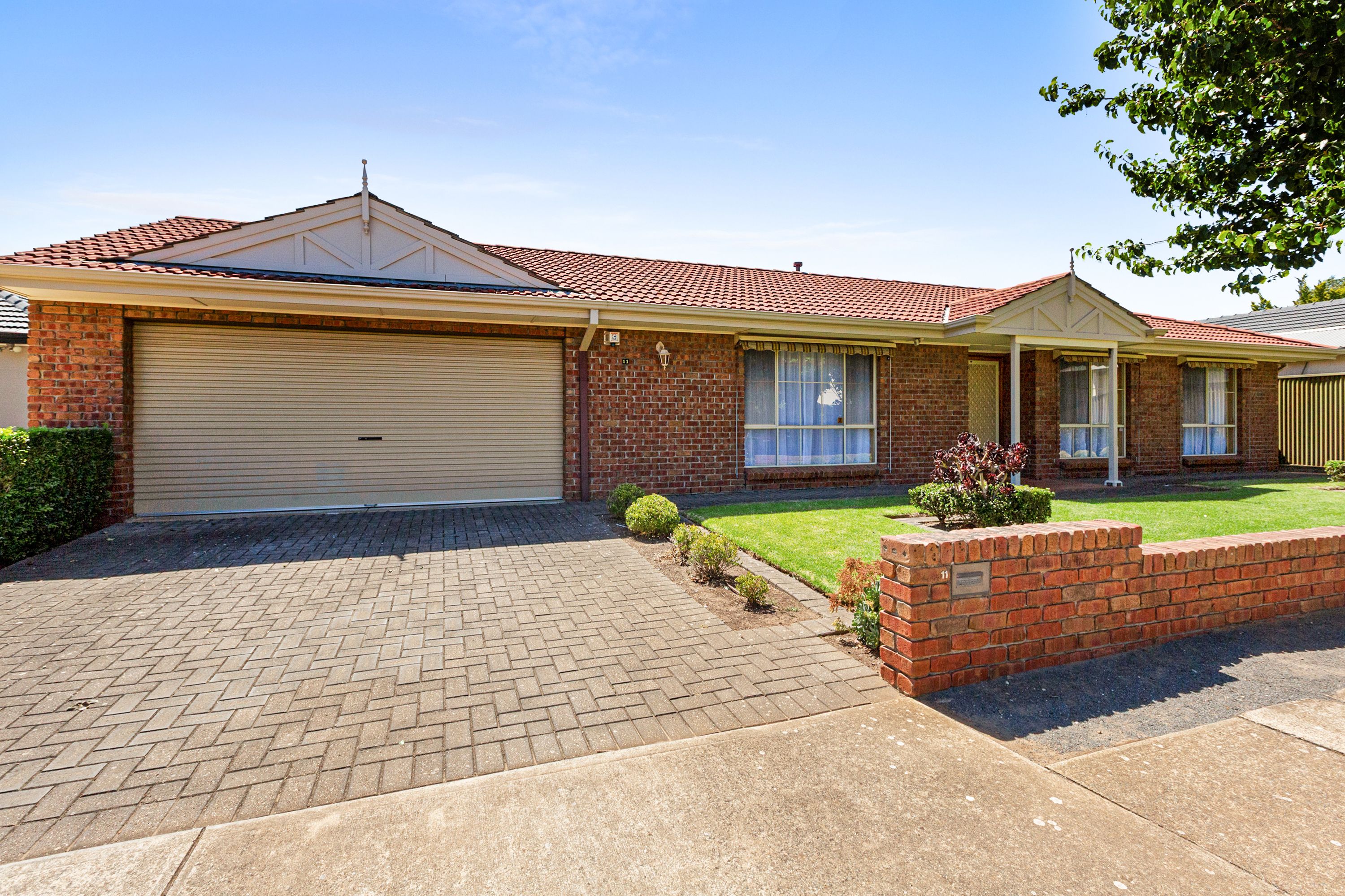 11 Ailsa Avenue, Warradale, SA 5046 - Leased House - Ray White Glenelg ...