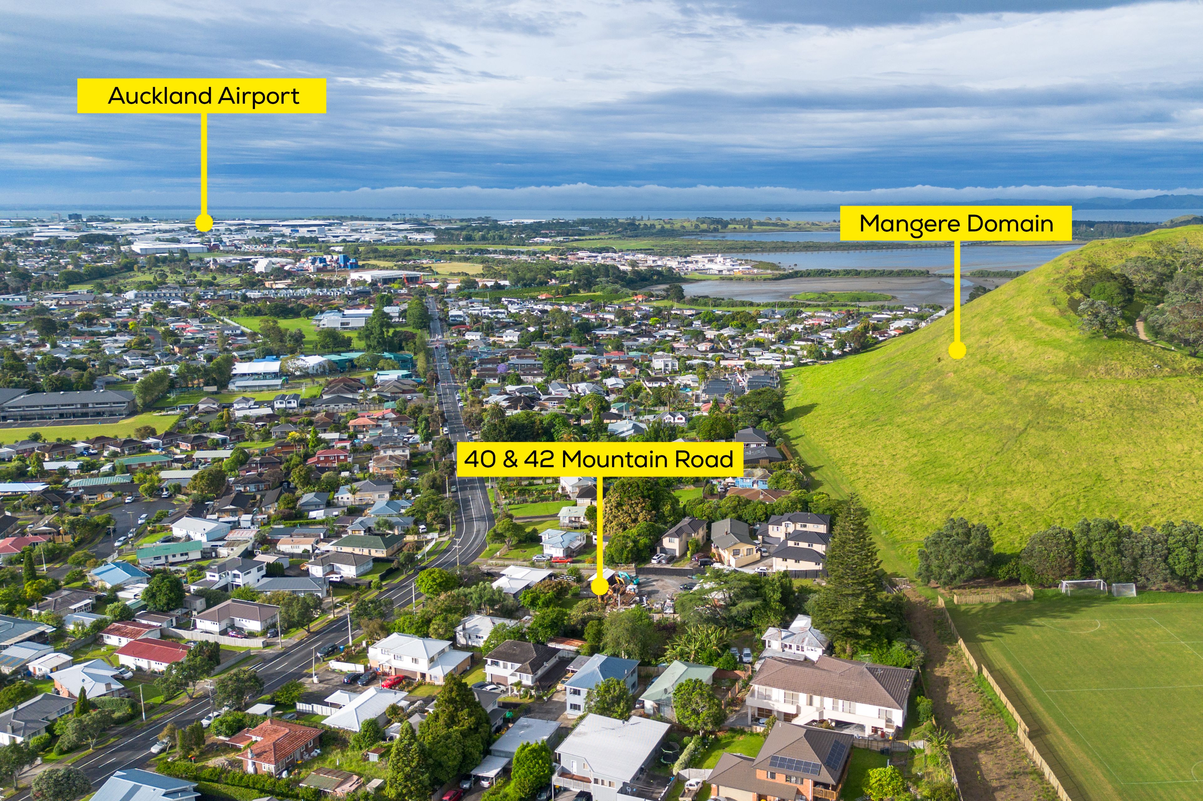 40 & 42 Mountain Road, Mangere Bridge, Manukau City 2022 - House for ...