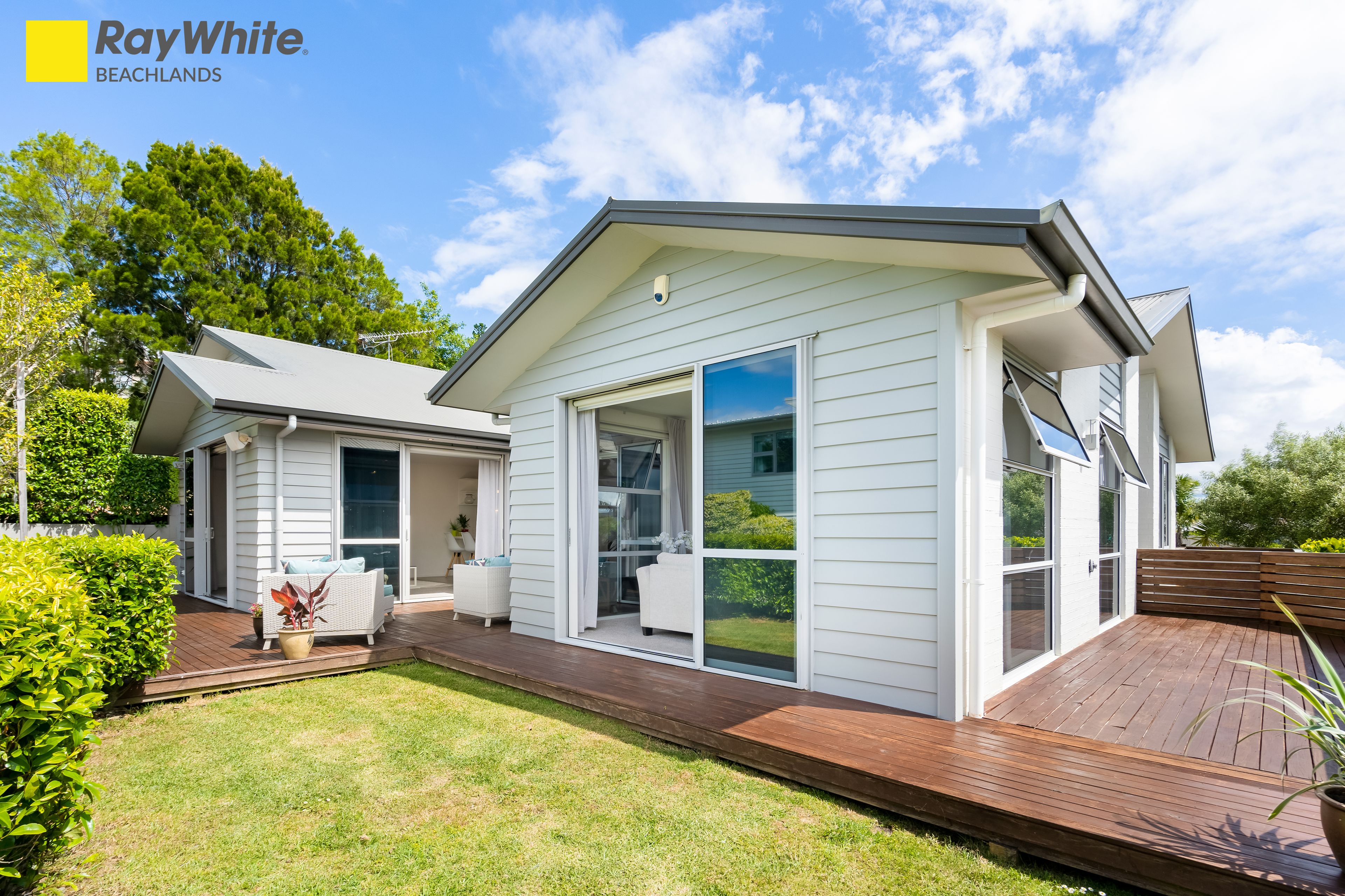 17 Fantail Crescent, Maraetai, Manukau City 2018 - Leased House - Ray ...