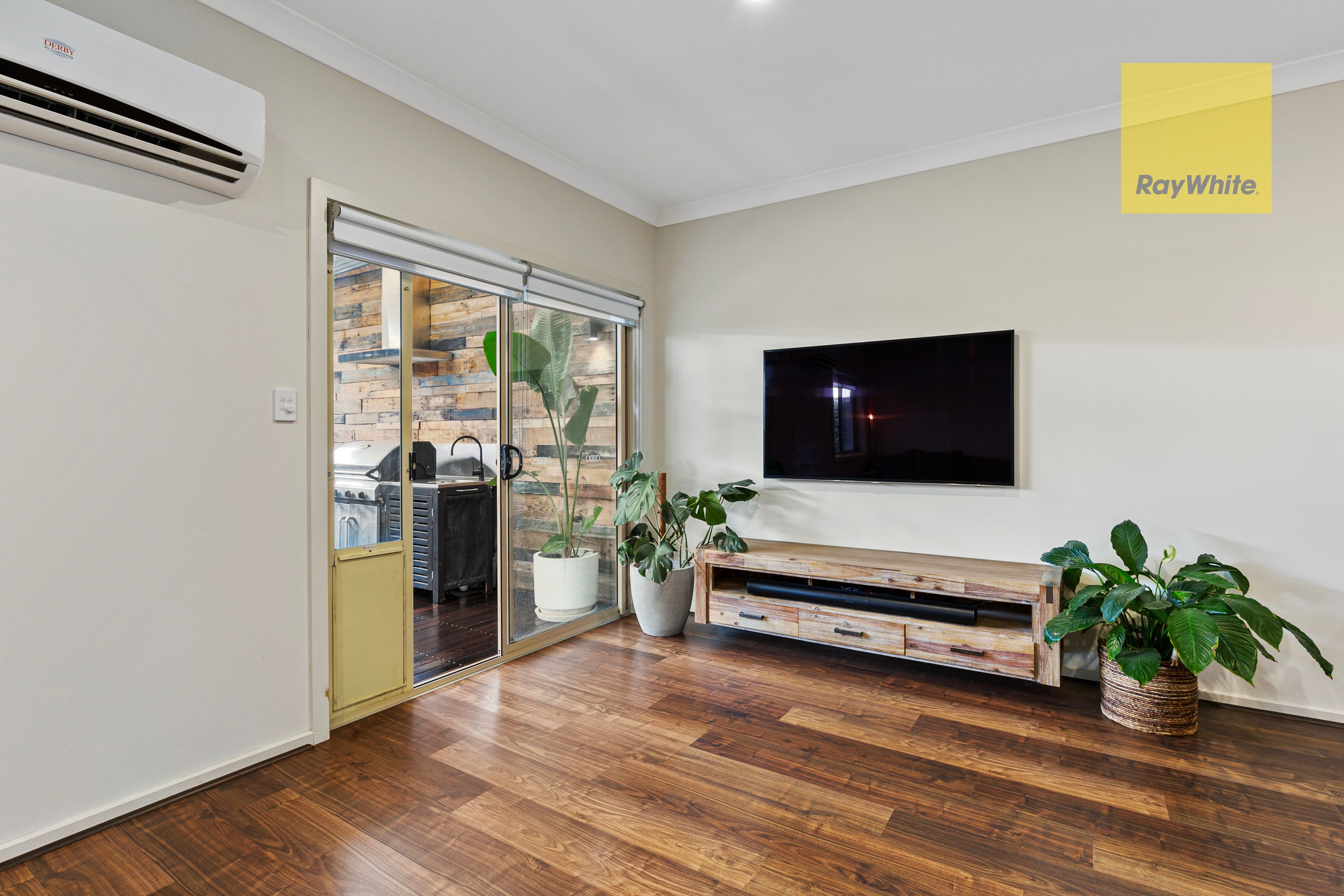 1/1B Larkdale Crescent, O'Halloran Hill, SA 5158 - Leased House - Ray ...
