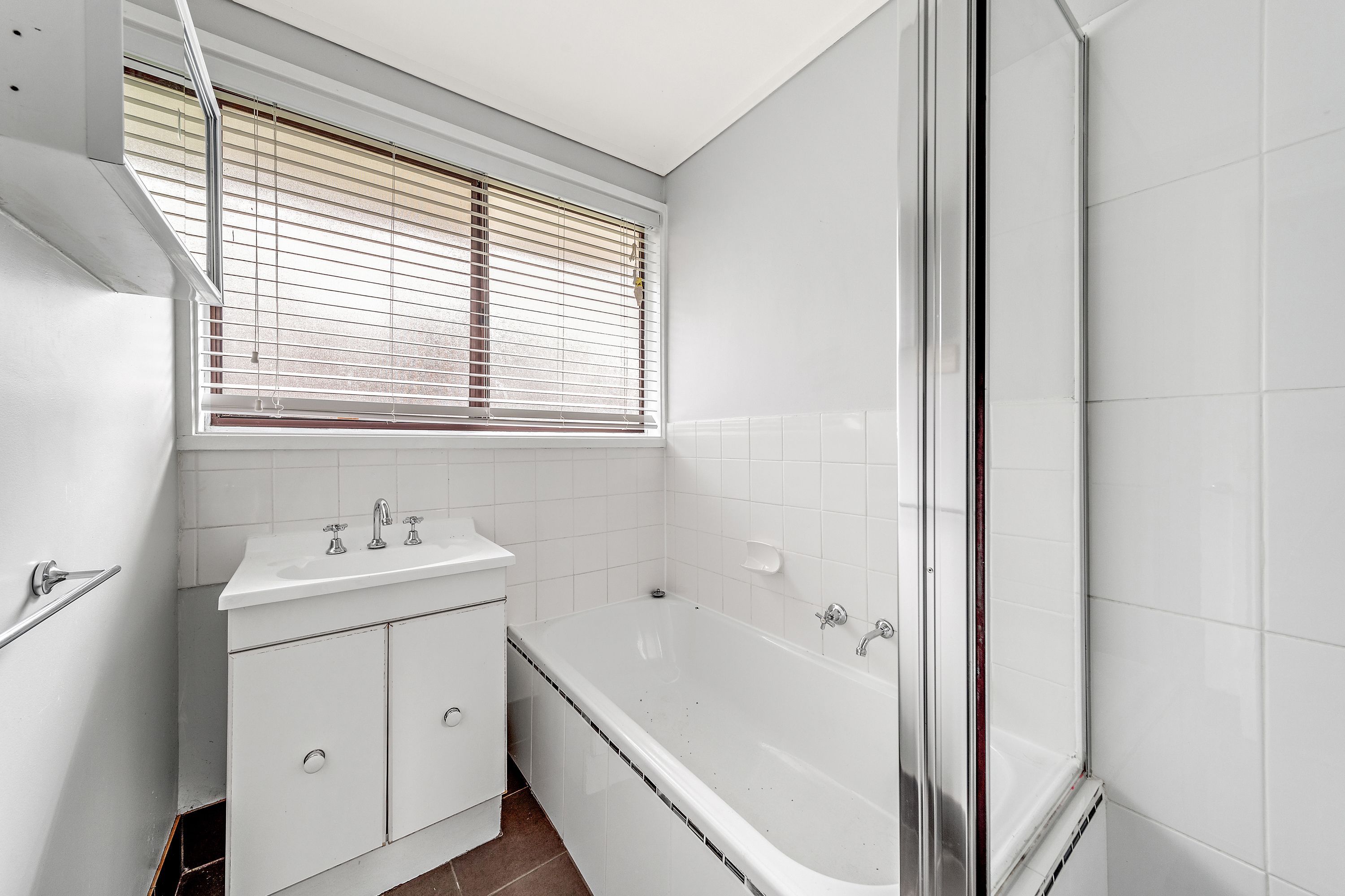 19 Shakespeare Crescent, Fraser, ACT 2615 - House for Rent - Ray White ...