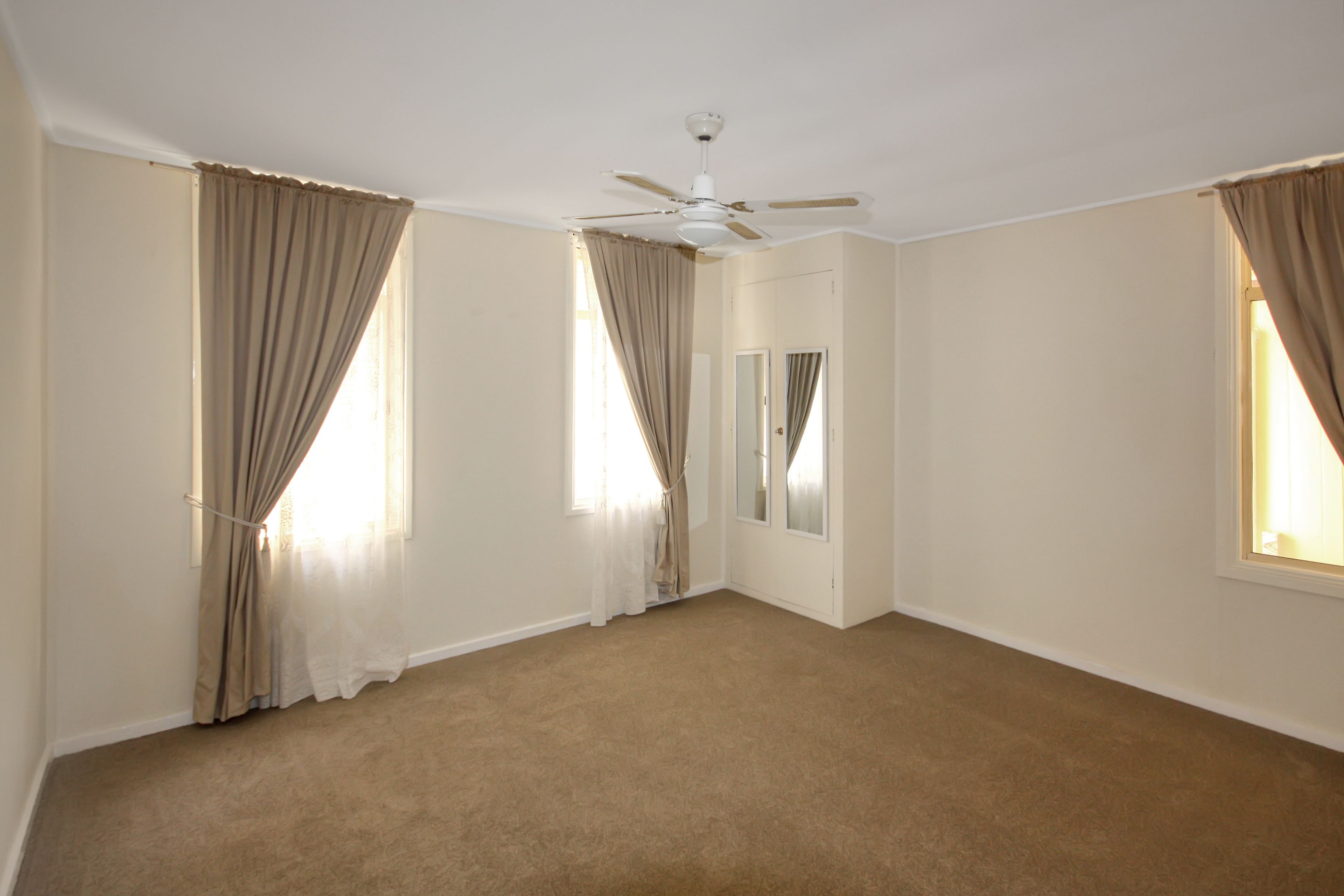 5 Ryan Street, Benalla, VIC 3672 - House for Rent - Ray White Benalla