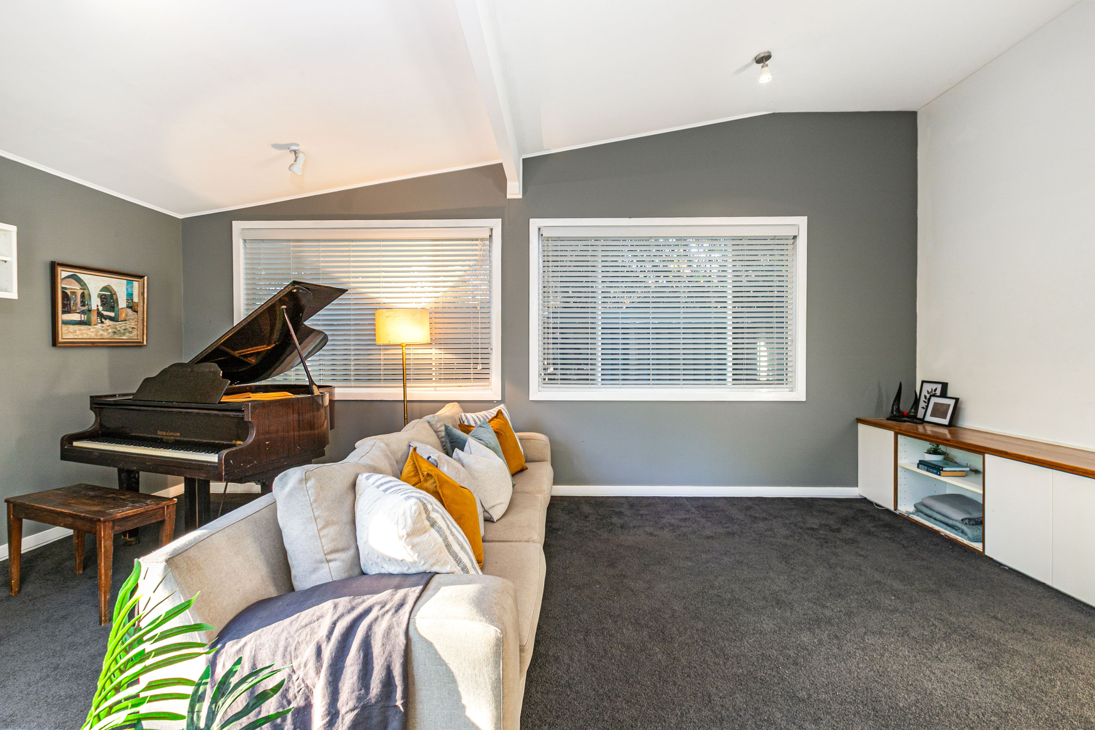 7 Pye Avenue, Northmead, NSW 2152 - Sold House - Ray White Castle Hill