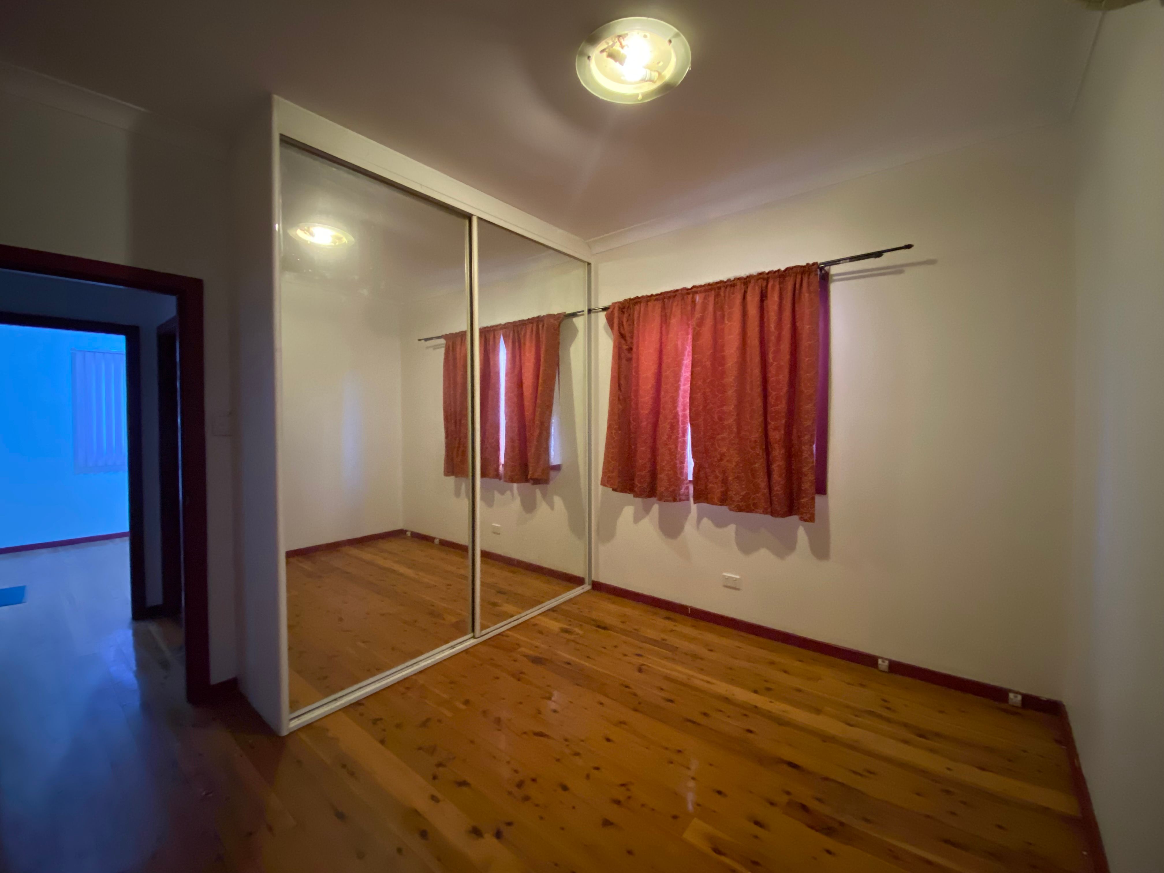 4 Murray Street, Smithfield, NSW 2164 - House for Rent - Three ...