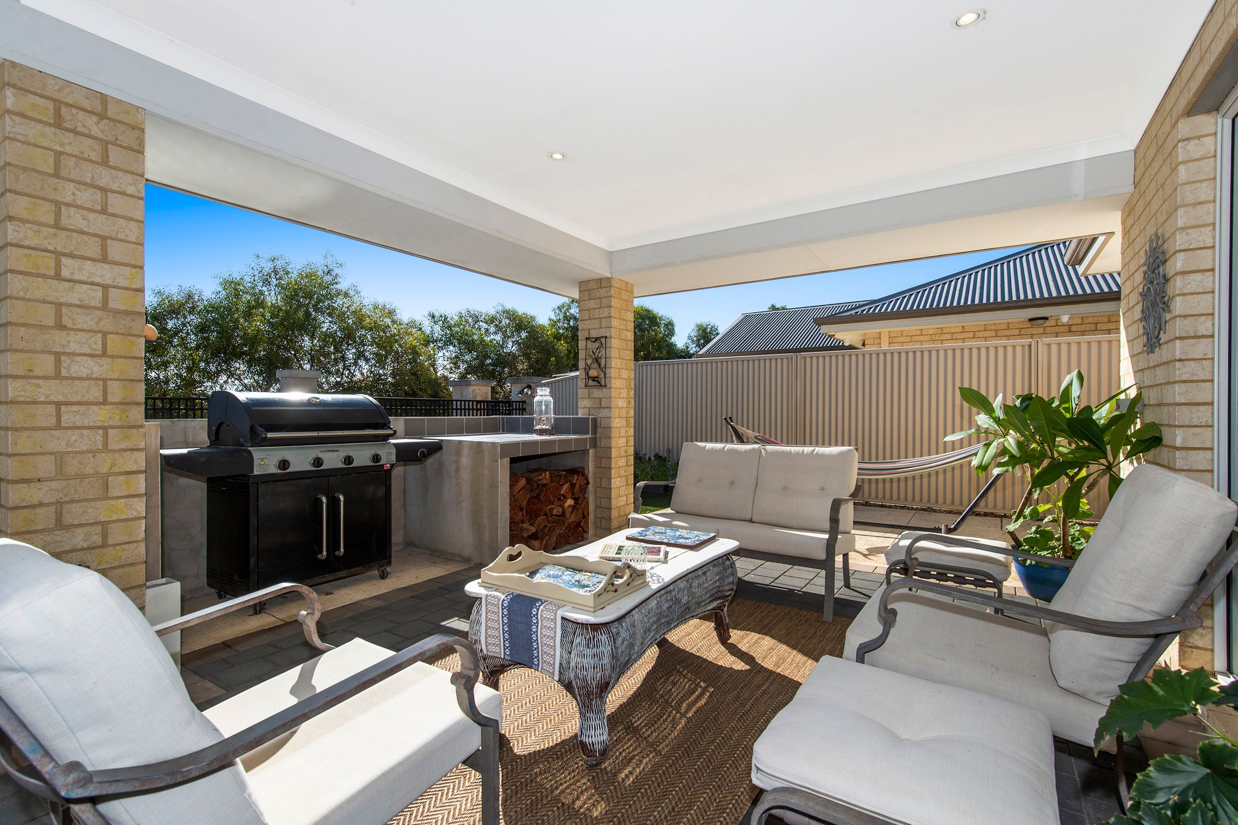 19 Hayeswater Circuit, Waikiki, WA 6169 - Sold House - Ray White ...