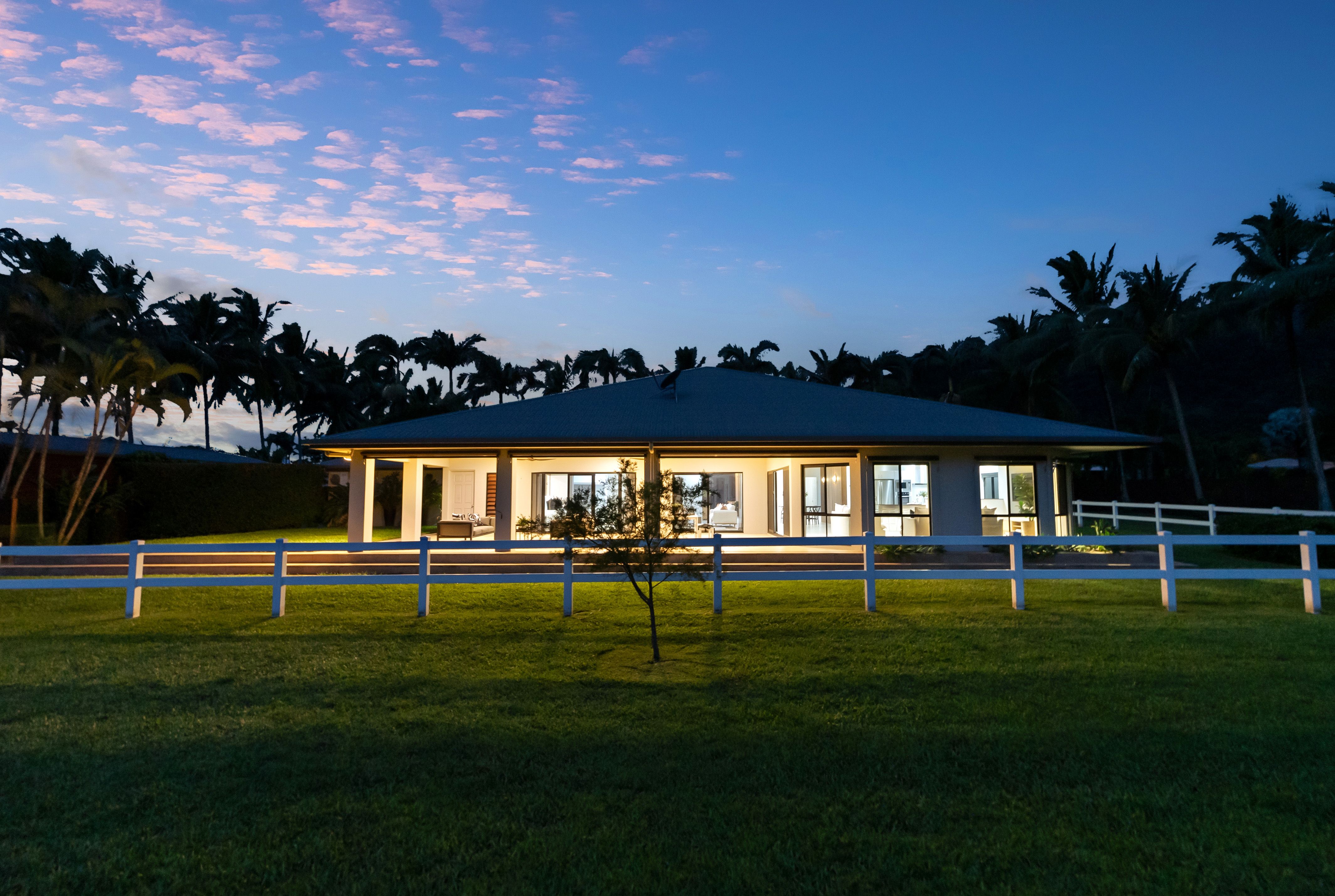 38-40 James Cook Drive, Kewarra Beach, QLD 4879 - Sold House - Ray ...