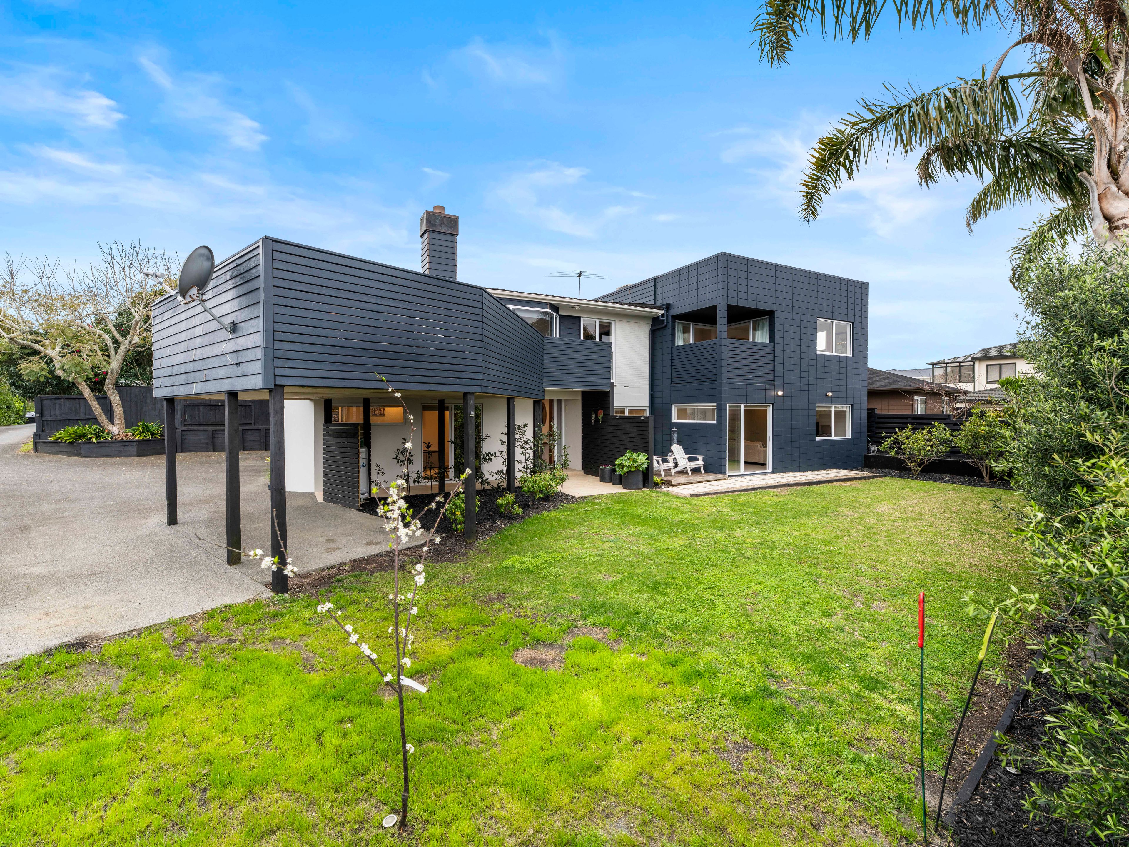 16 Landop Terrace, Howick, Manukau City 2014 - Sold House - Ray White ...