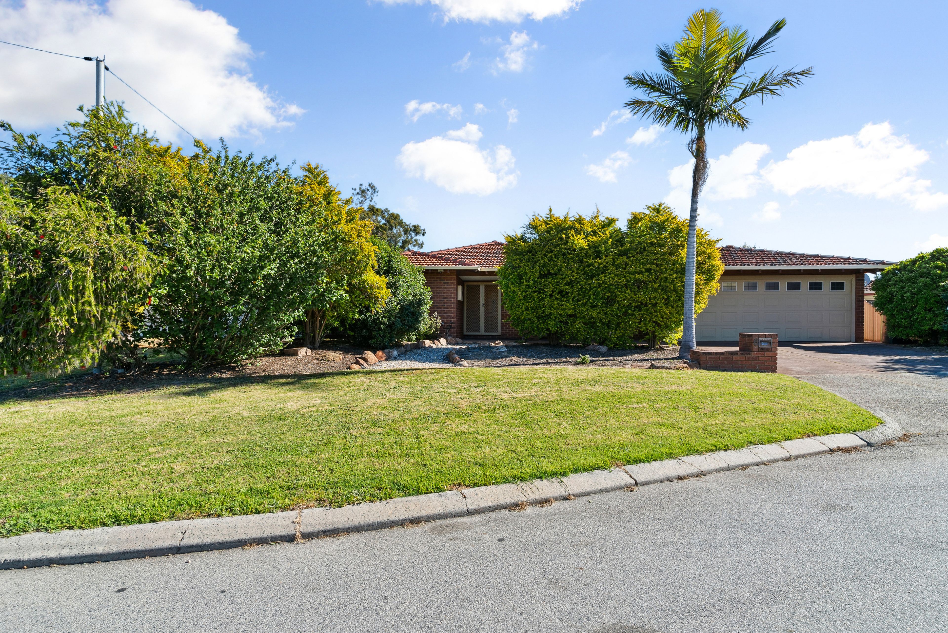 6 Farrawa Close, Cannington, WA 6107 - House for Rent - Ray White ...