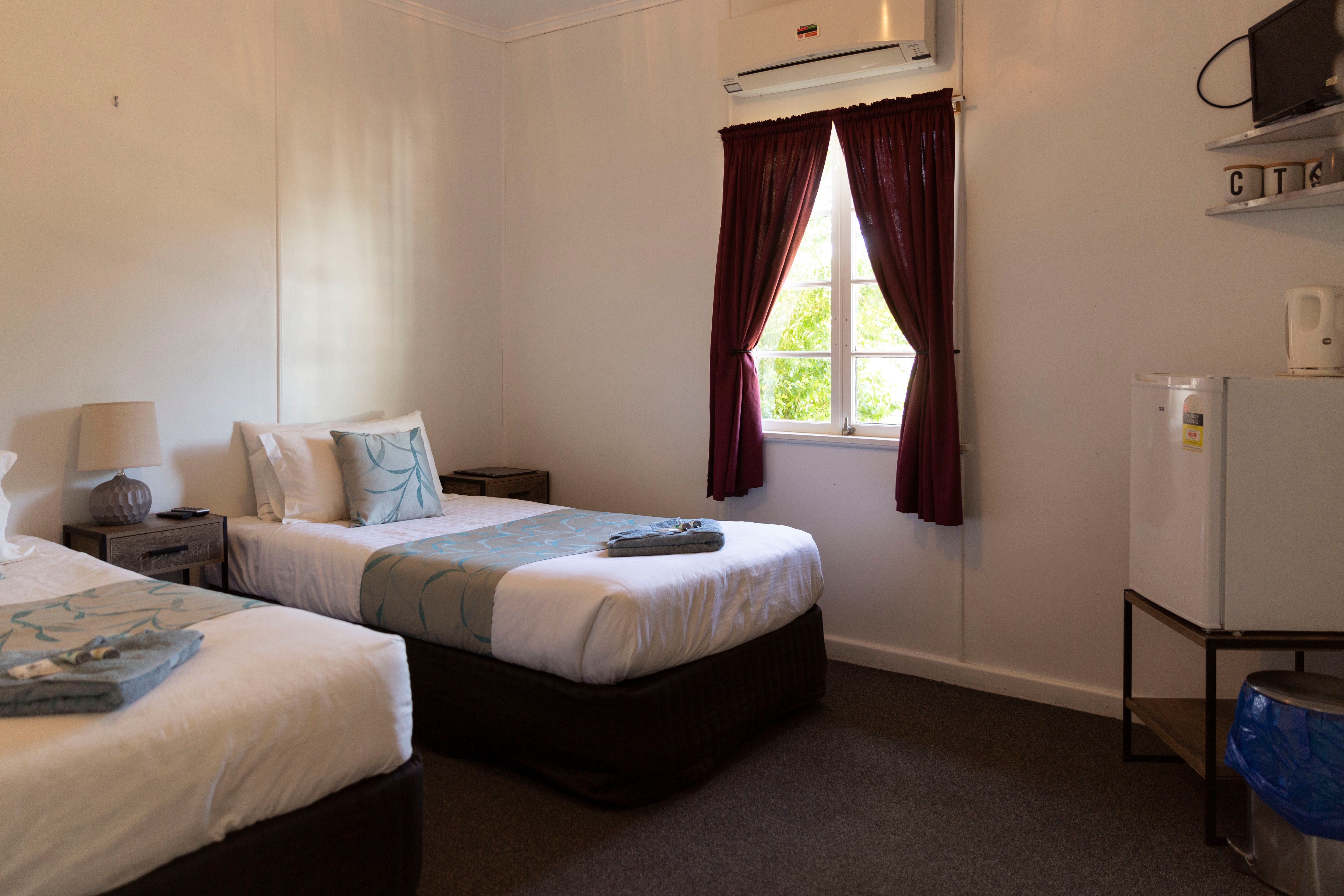 15 Albert Street, Windorah, QLD 4481 - Hotel/Leisure for Sale - Ray ...