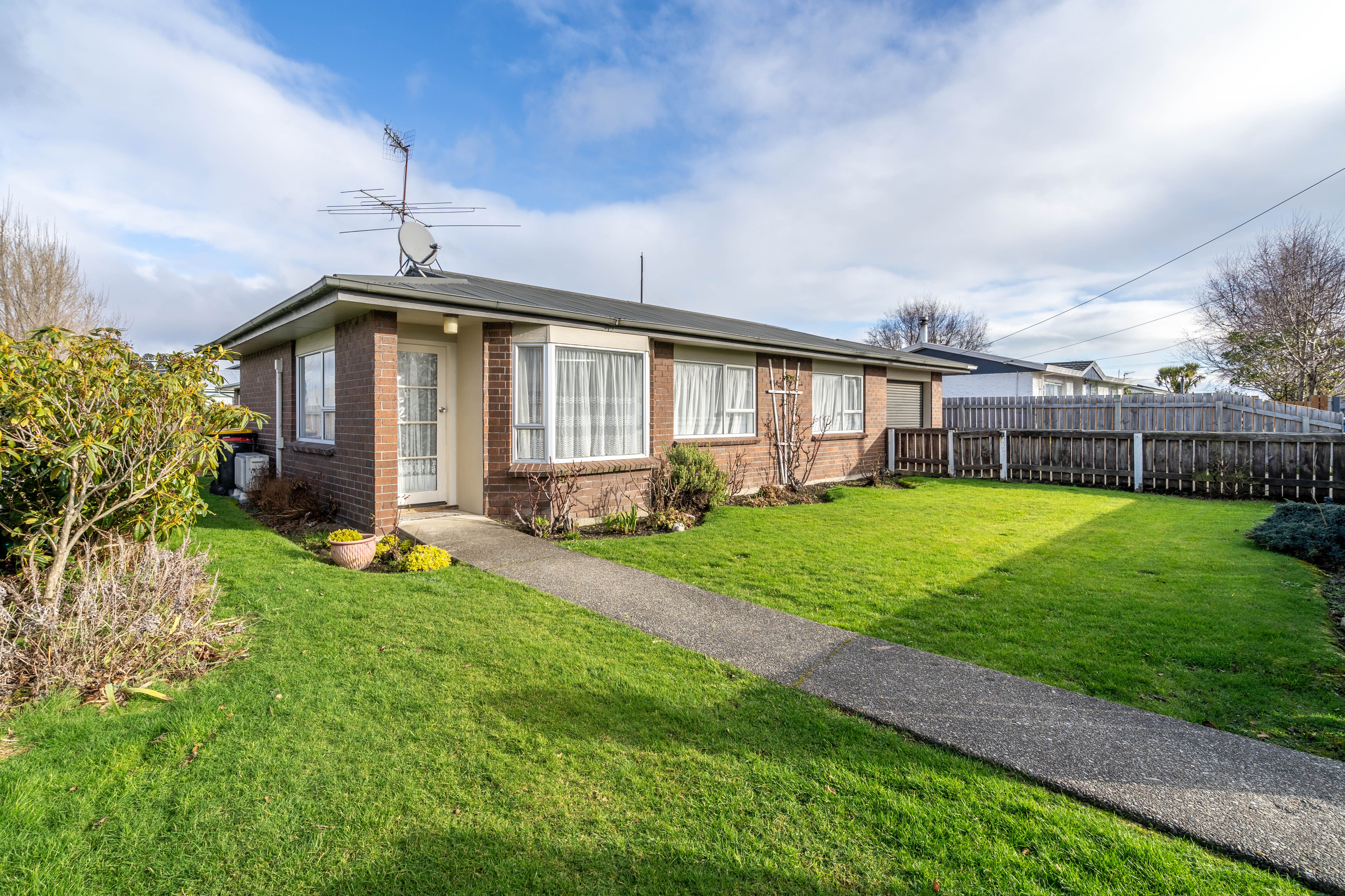 1/51 Douglas Street, Grasmere, Invercargill 9810 - Sold Townhouse - Ray ...