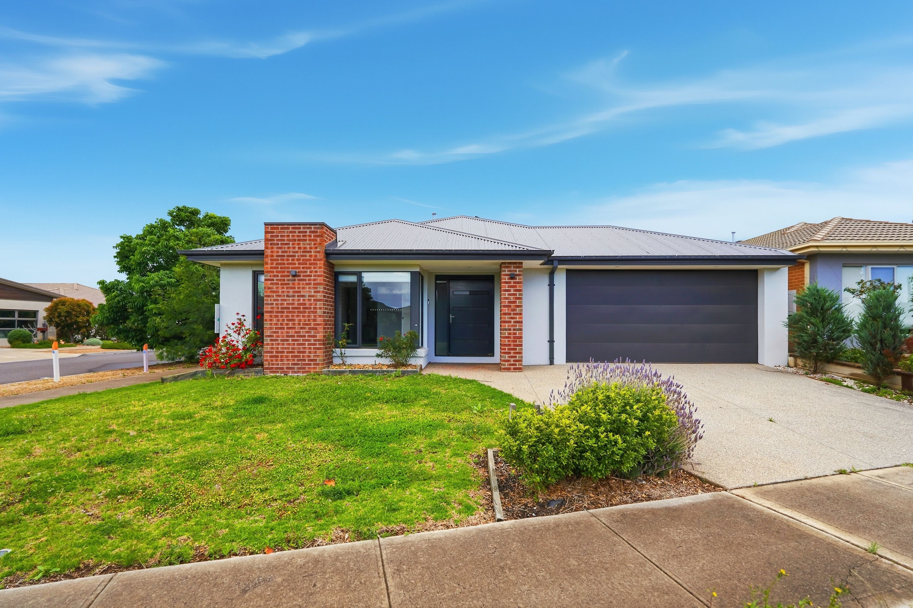 21 Yallaroo Chase, Werribee, VIC 3030 - Leased House - Ray White Werribee