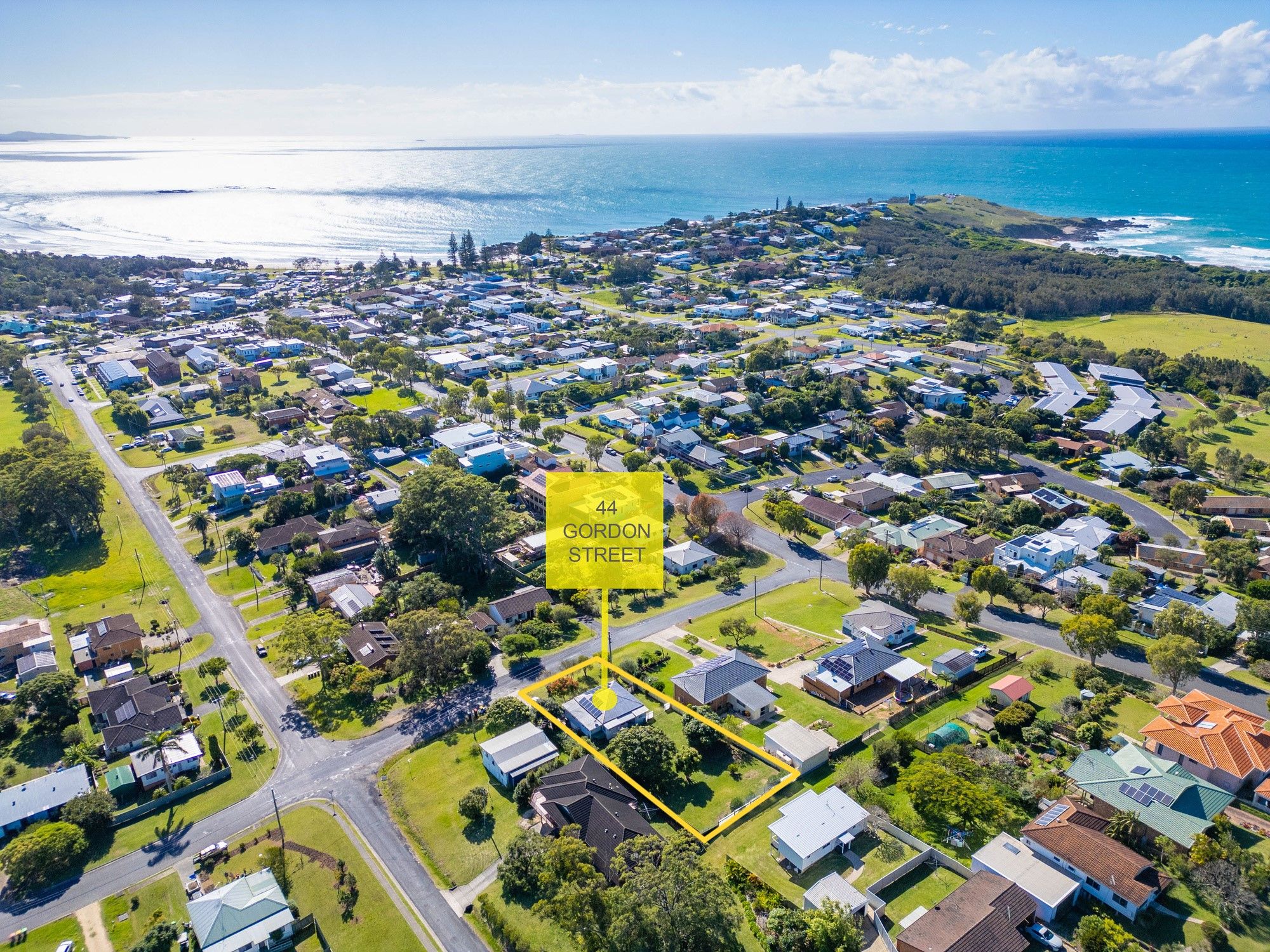 44 Gordon Street, Woolgoolga, NSW 2456 - Sold House - Ray White Coffs Coast