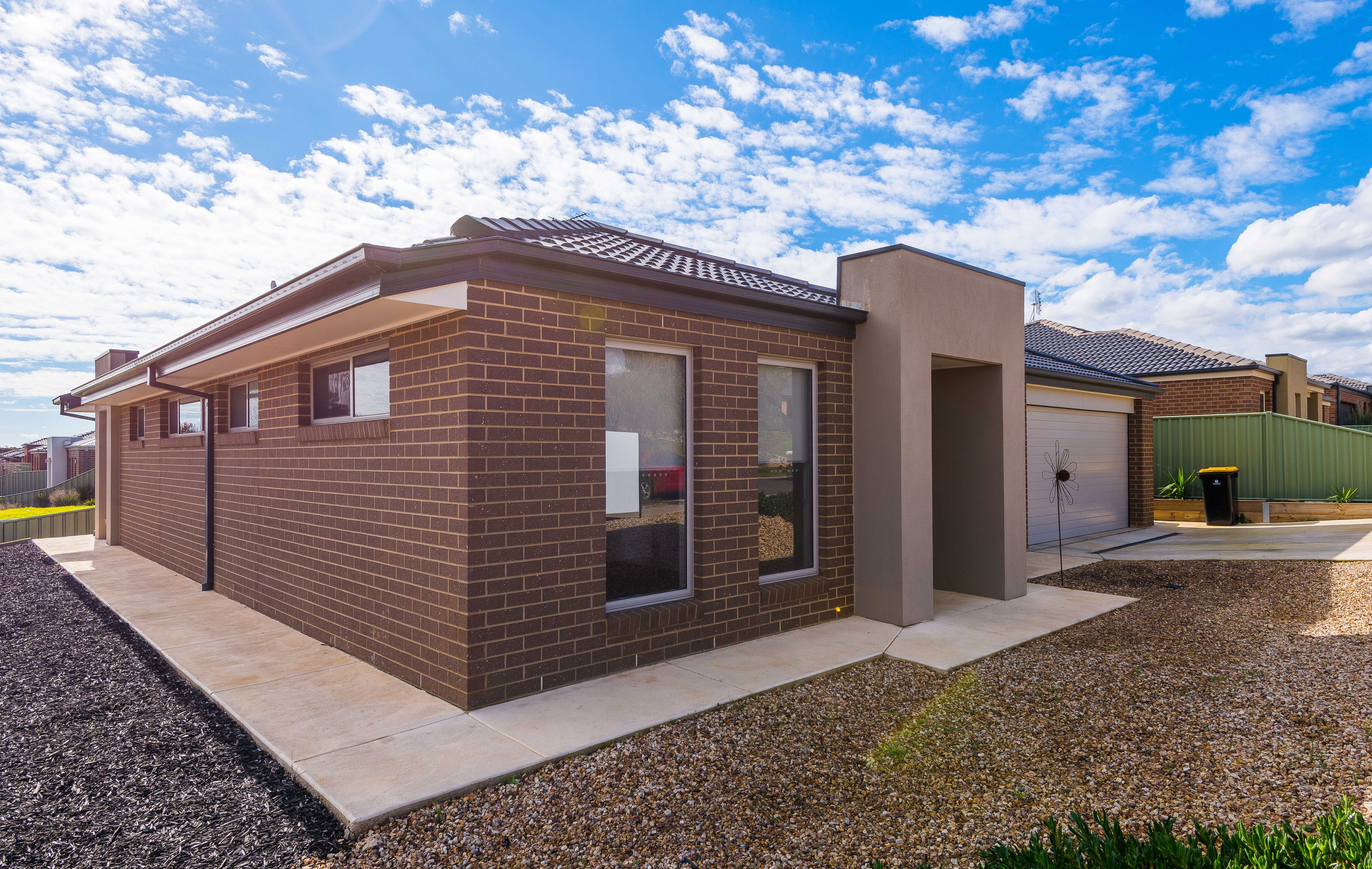 1 Therese Way, Maiden Gully, VIC 3551 - Leased House - Ray White Bendigo