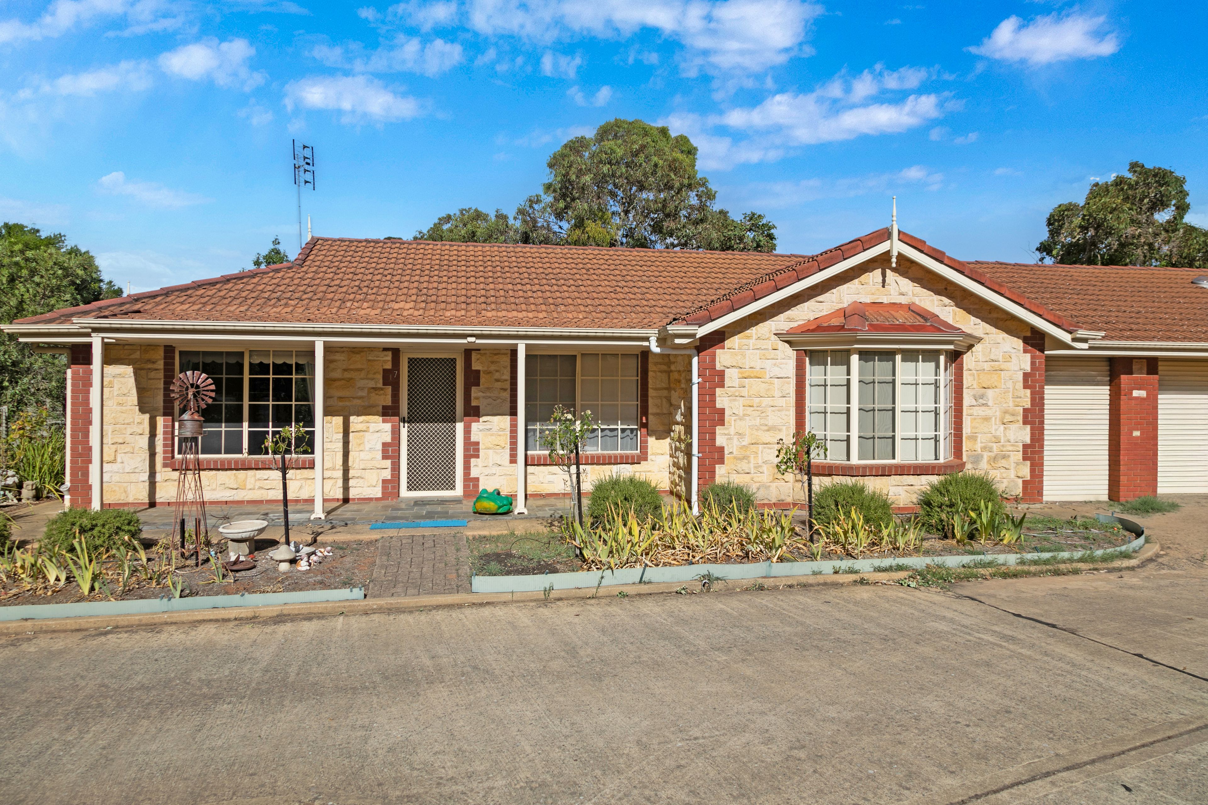 7/2 Daly Street, Clare, SA 5453 - Sold House - Ray White Clare Valley