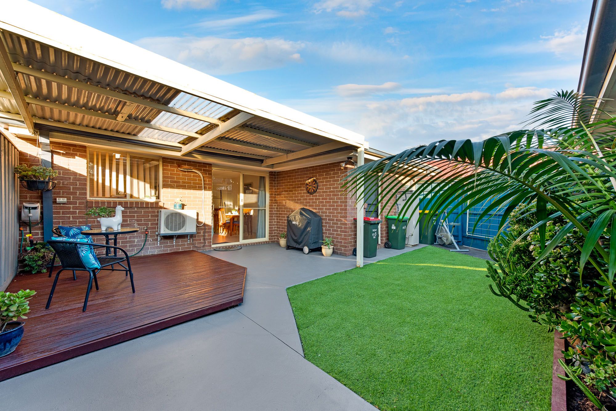 Ray White Point Cook