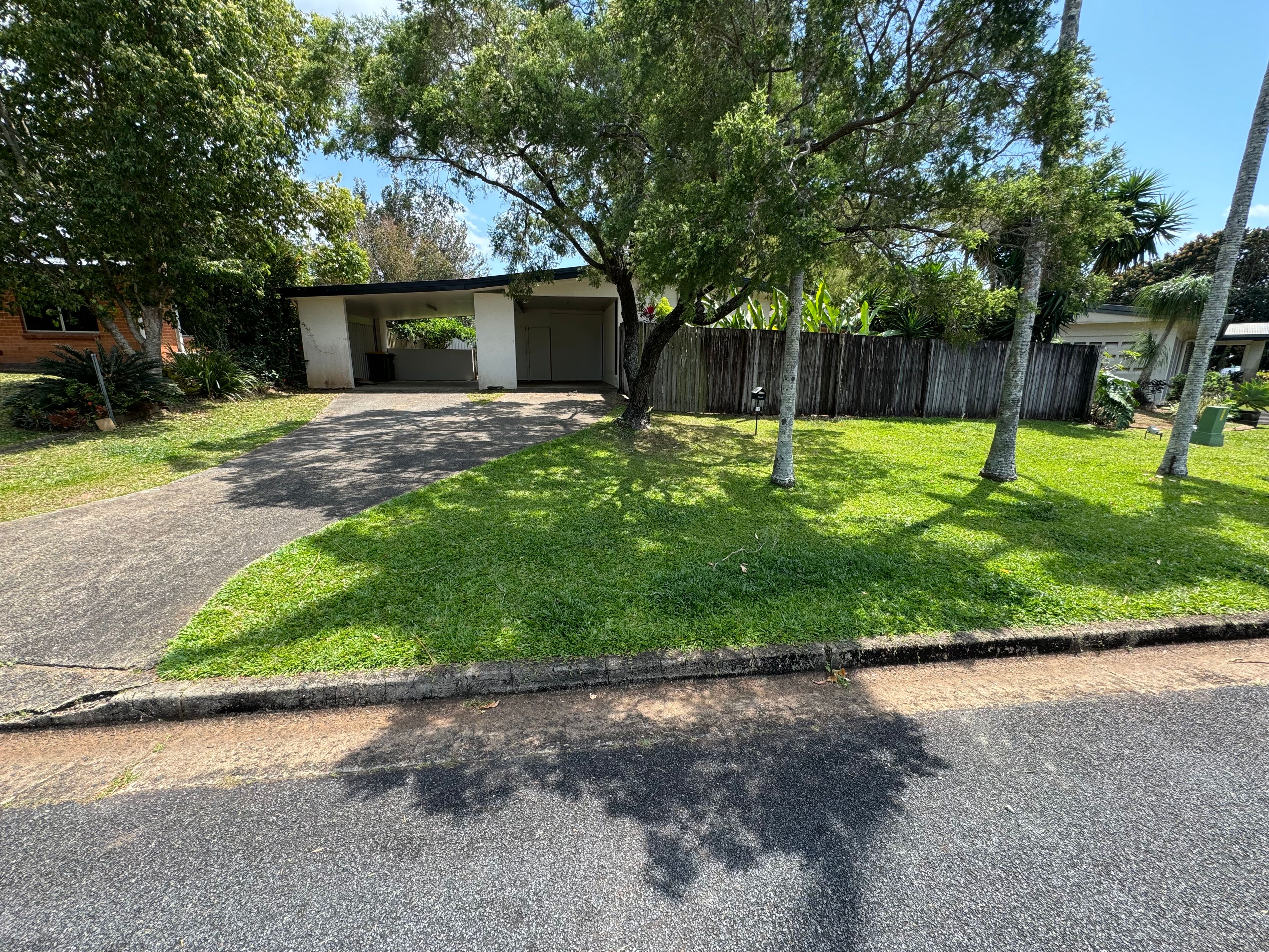 12 Woomera Street, Bayview Heights, QLD 4868 - Leased House - Ray White ...