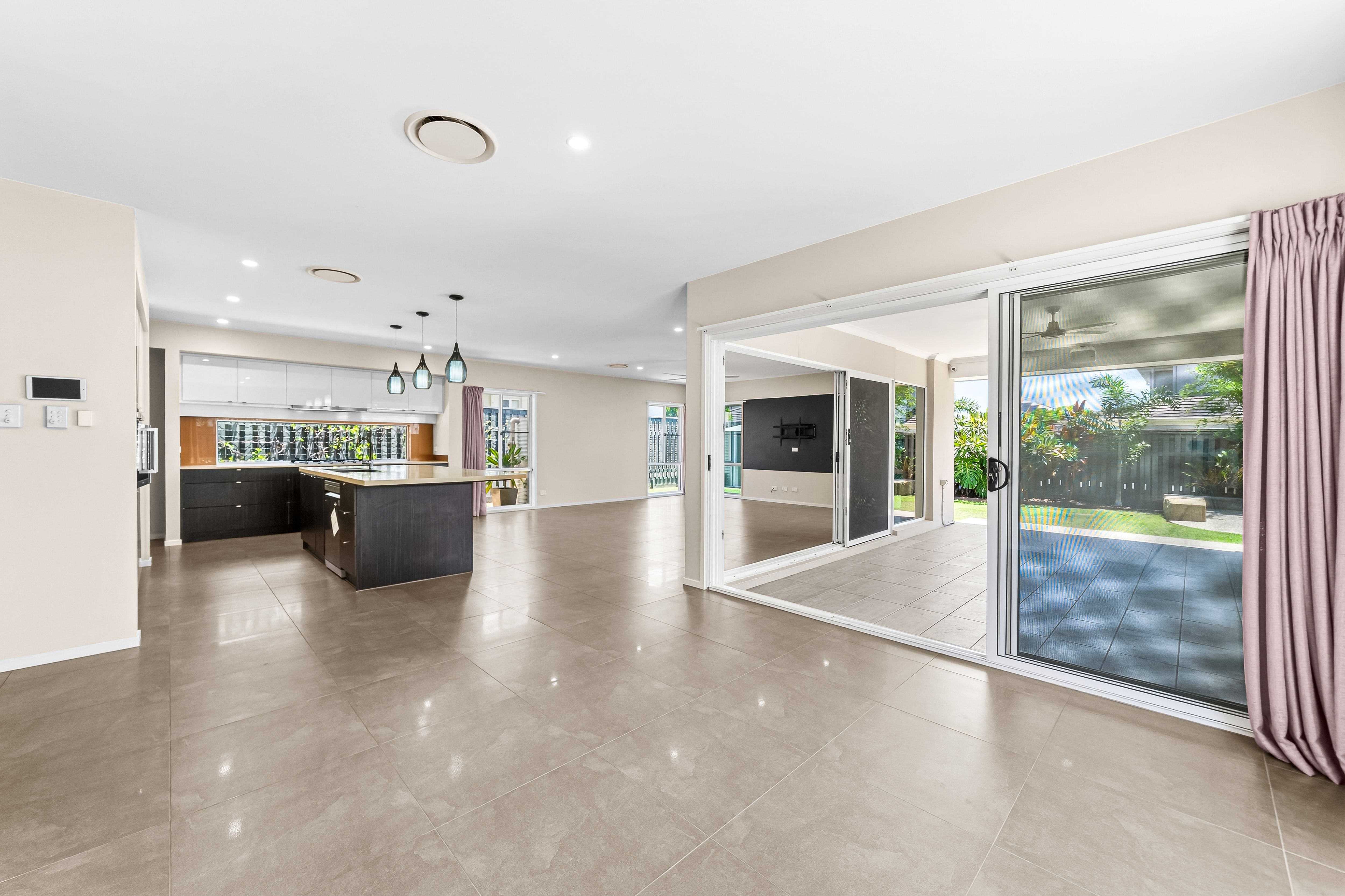 32 Francis Avenue, Rochedale, QLD 4123 - House for Rent - Ray White ...