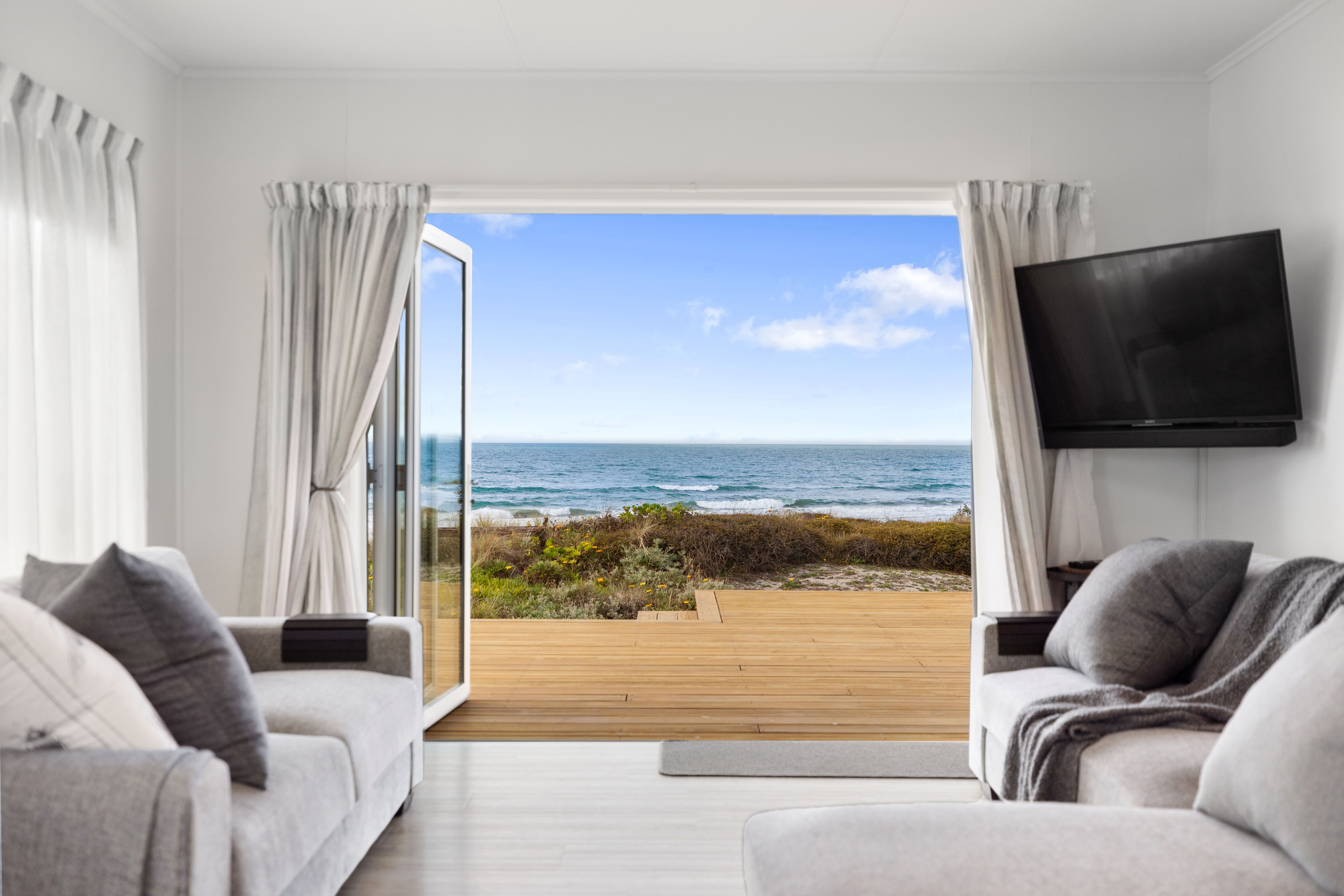 679 Pukehina Parade, Pukehina, Western Bay Of Plenty District 3186 ...