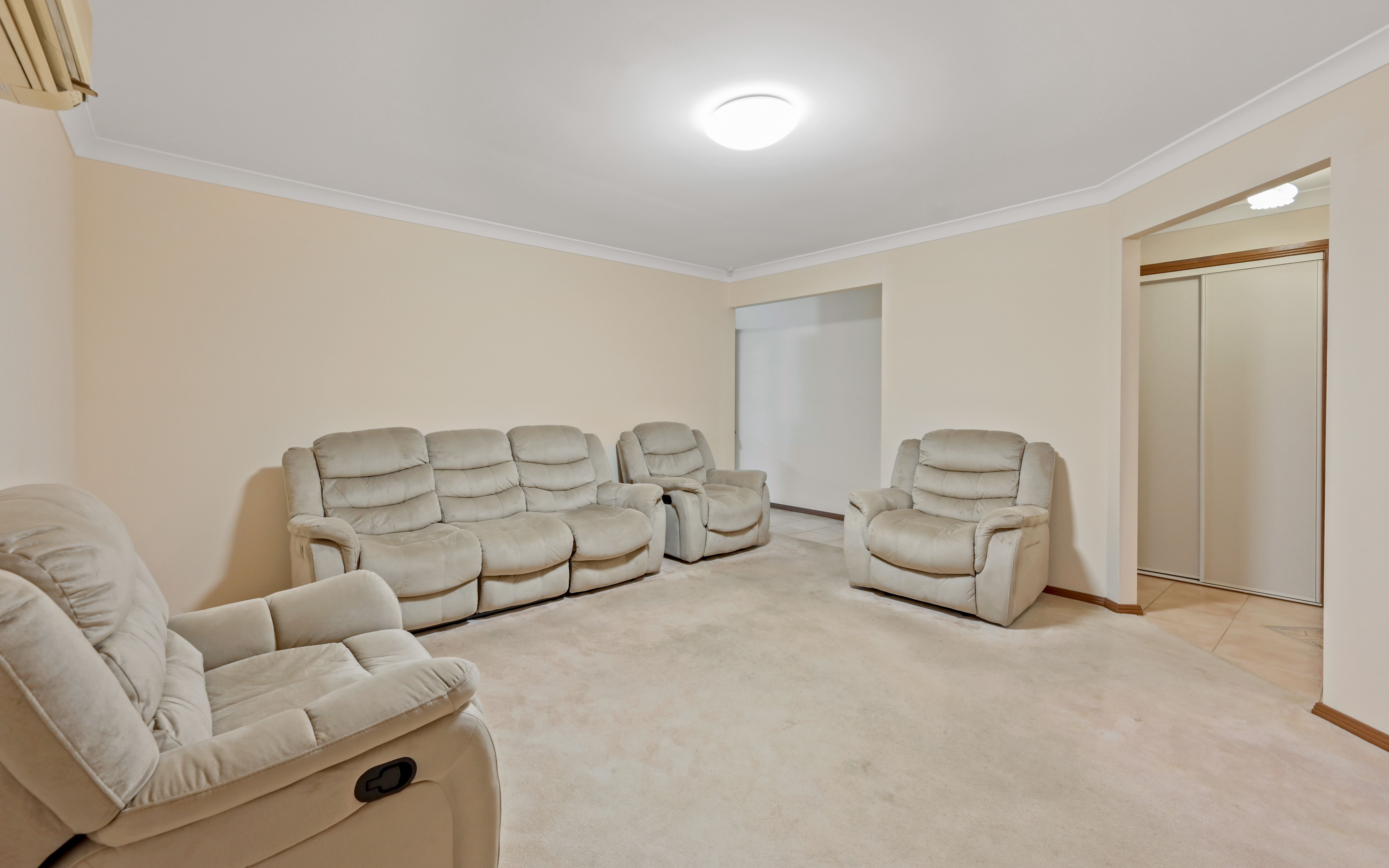 1 Austral Place, St Helens Park, NSW 2560 - Sold House - Ray White ...