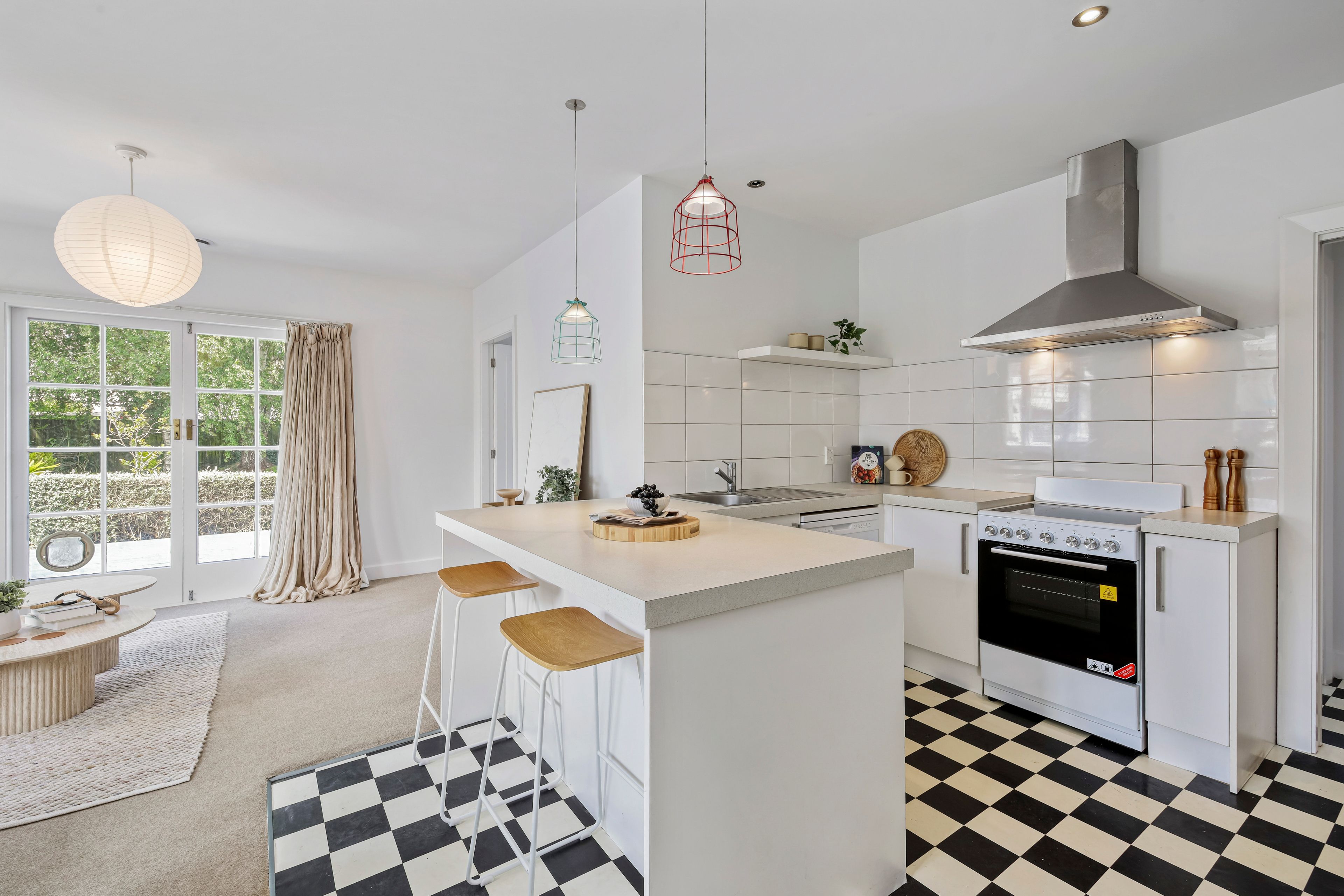 270 Hills Road, Mairehau, Christchurch City 8013 - Sold House - Ray ...