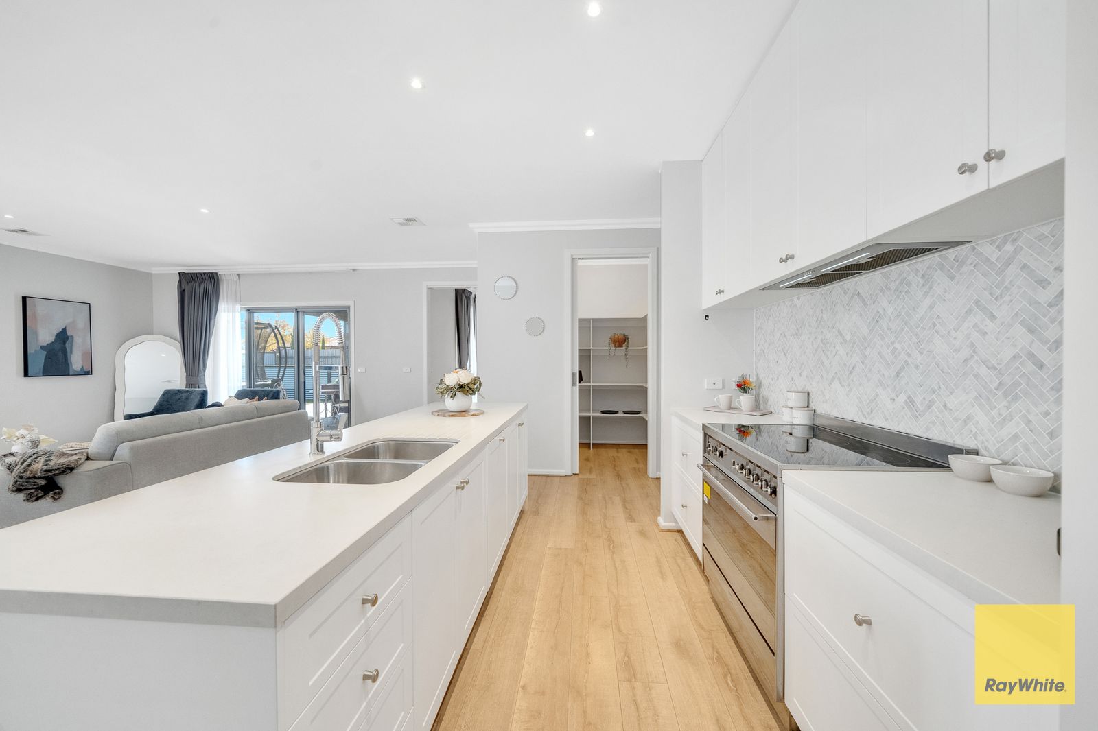 7 Wetherby Place, Melton West, VIC – Home For Sale • Ray White