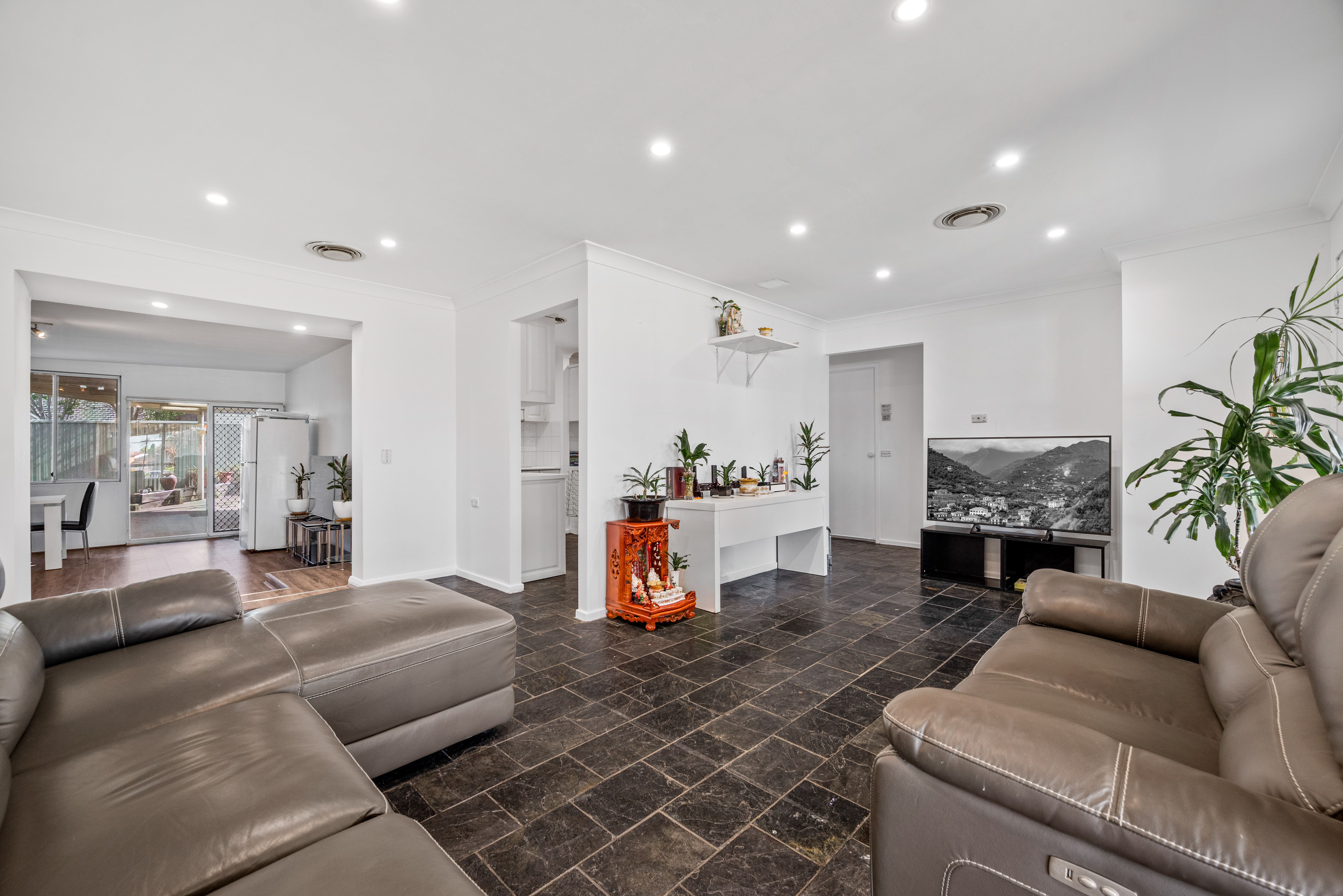 7 Wirraway Street, Raby, NSW 2566 - Sold House - Ray White Macarthur Group